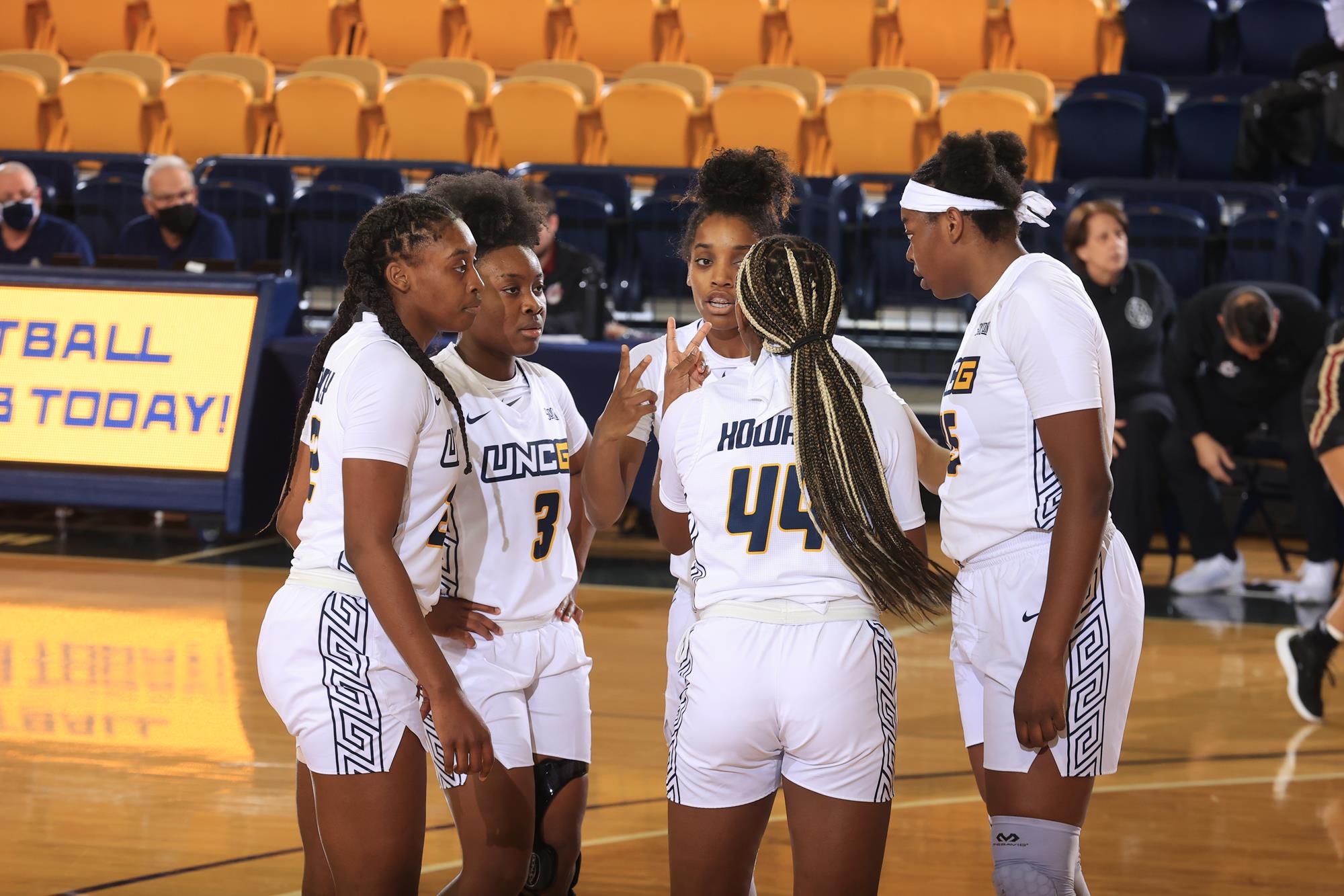 UNCG Ready for 355-Mile Trip to The Shore - UNC Greensboro