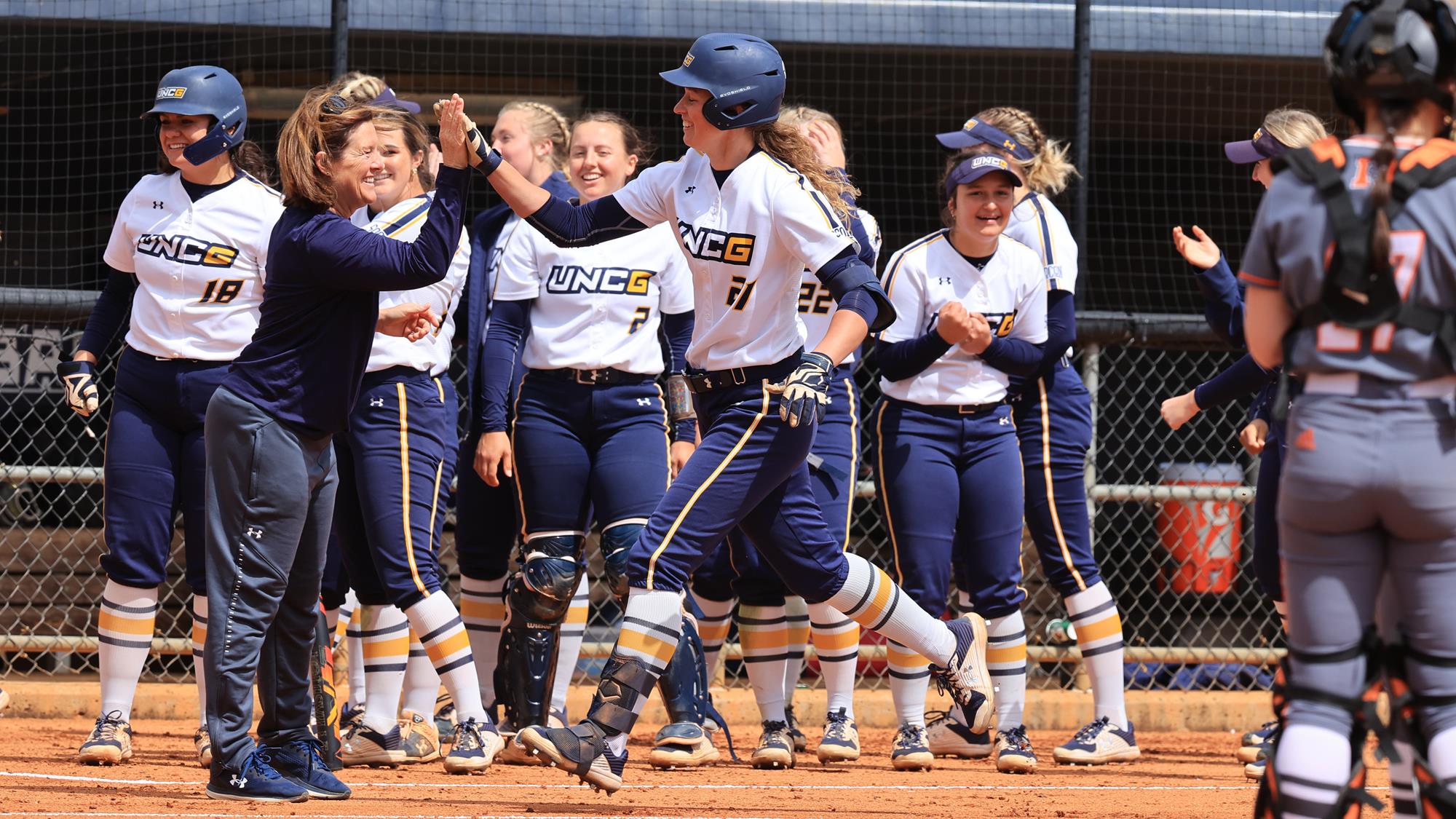 UNCG Crushes 10 Homers in Two Wins Over Mercer - UNC Greensboro