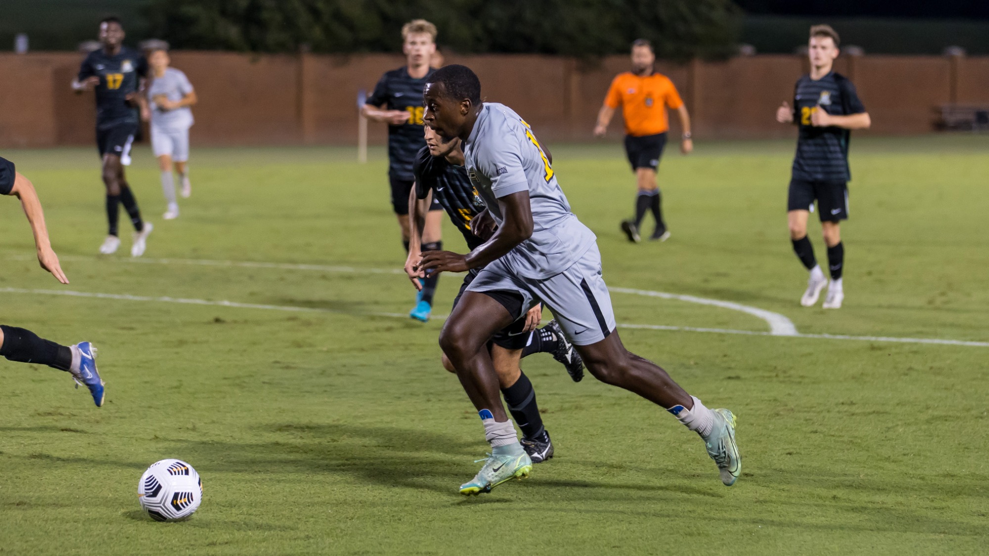 Men’s Soccer Wins 5-1 in Home Opener Over UNC Asheville - UNC Greensboro