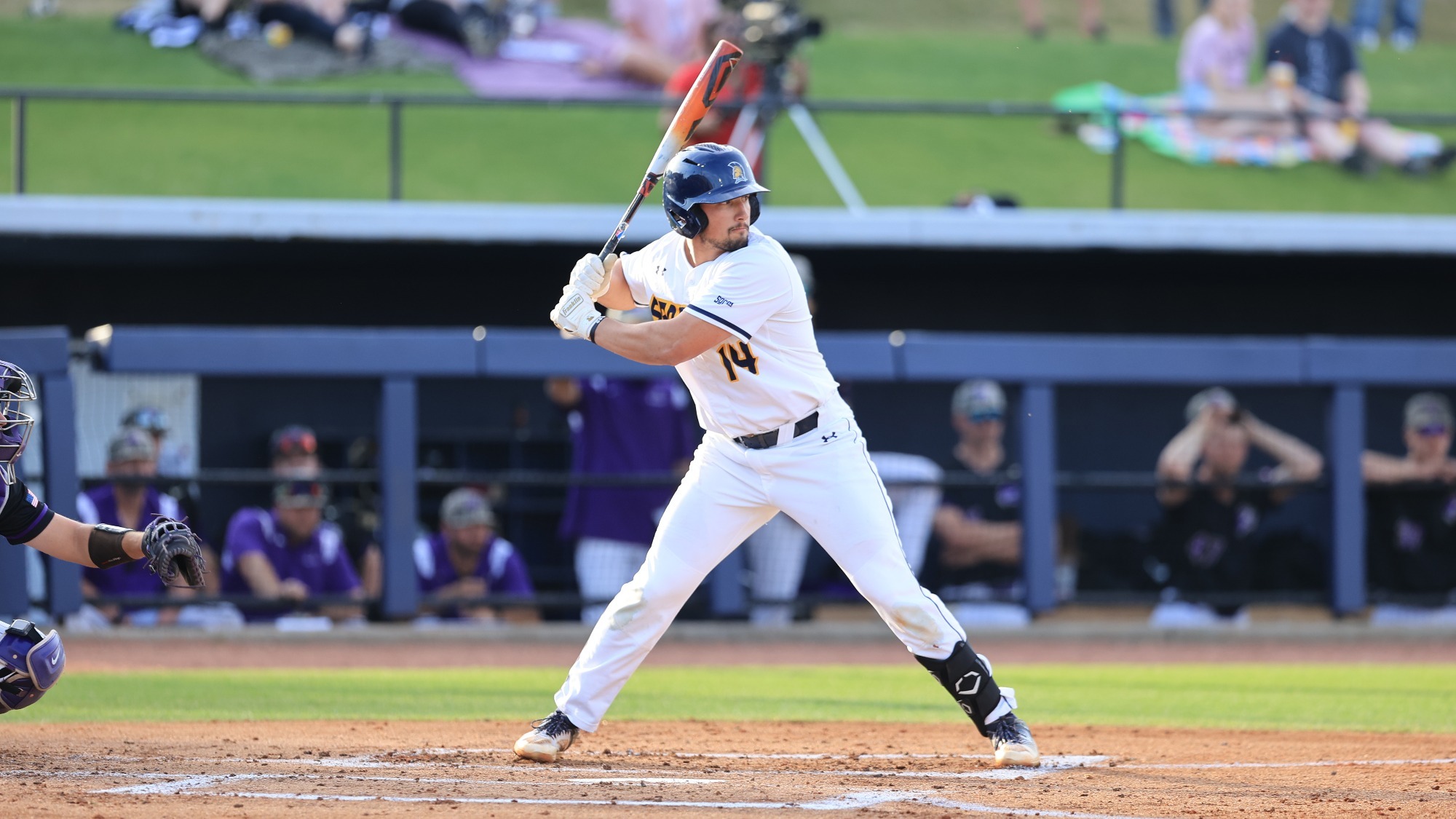 Samford Outlasts Baseball in 10 Innings, 4-2 - UNC Greensboro