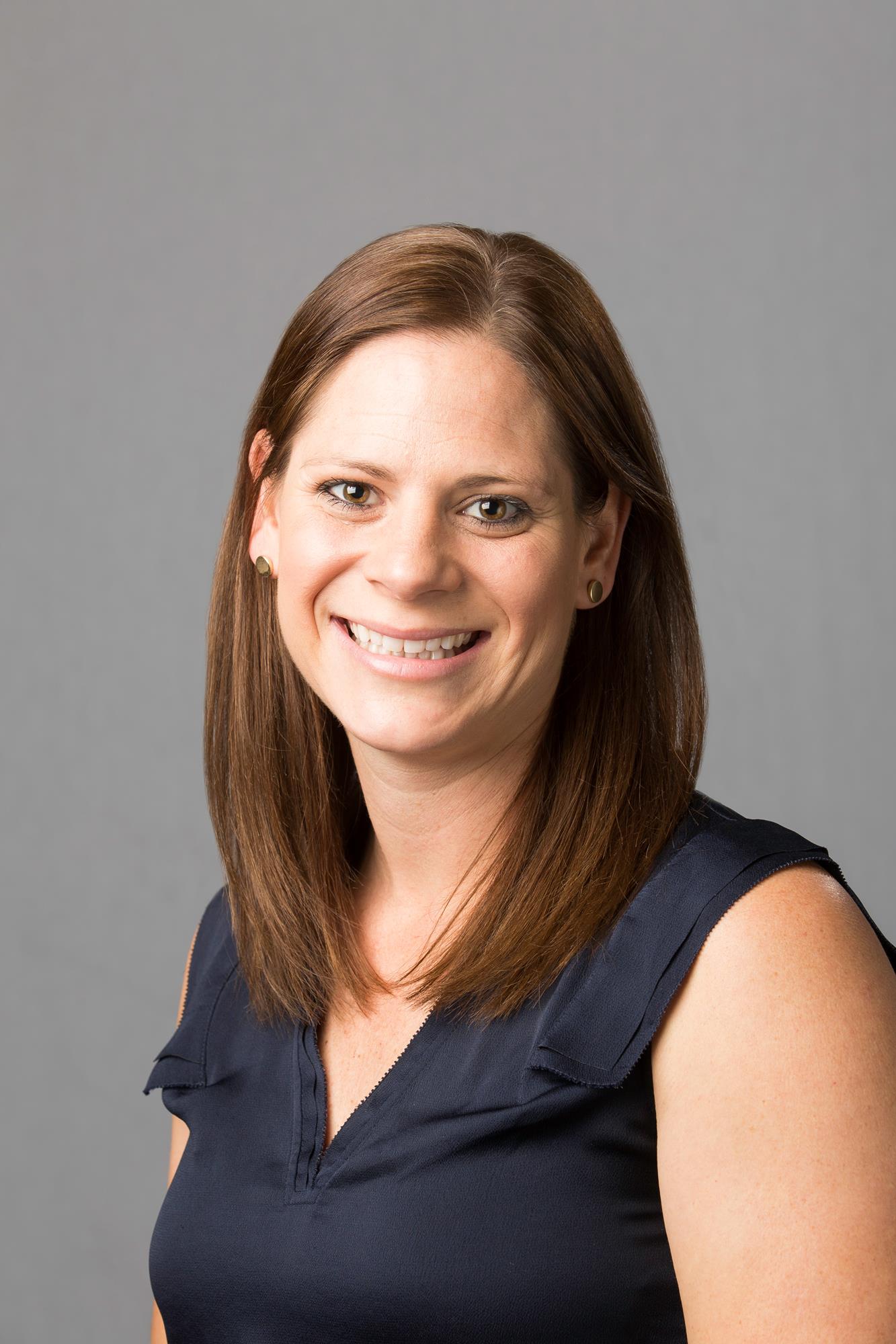 Lisa Ebeling - Head Coach - Women's Swimming & Diving Coaches ...