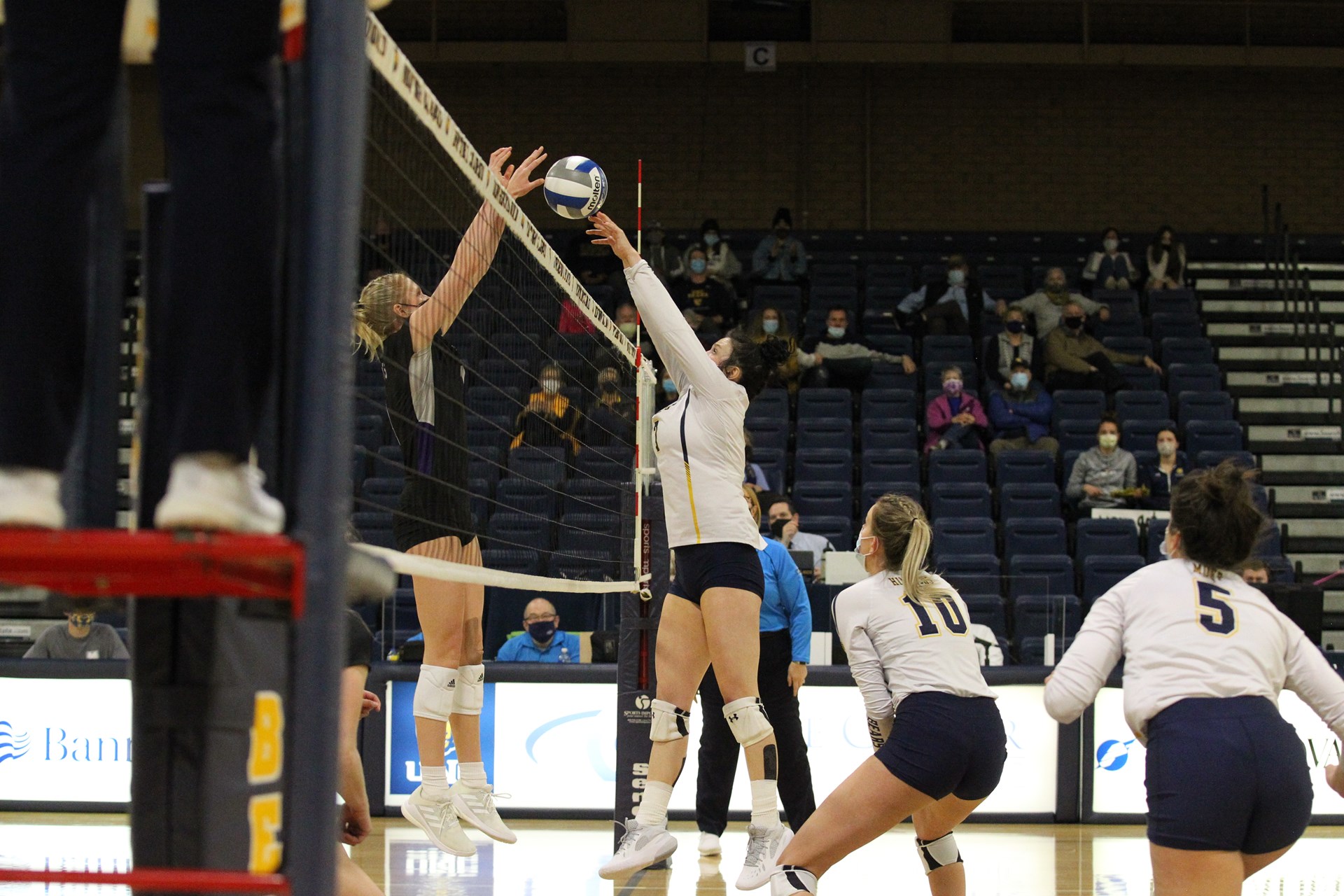 Daisy Schultz - 2021 - Women's Volleyball - University of Northern ...