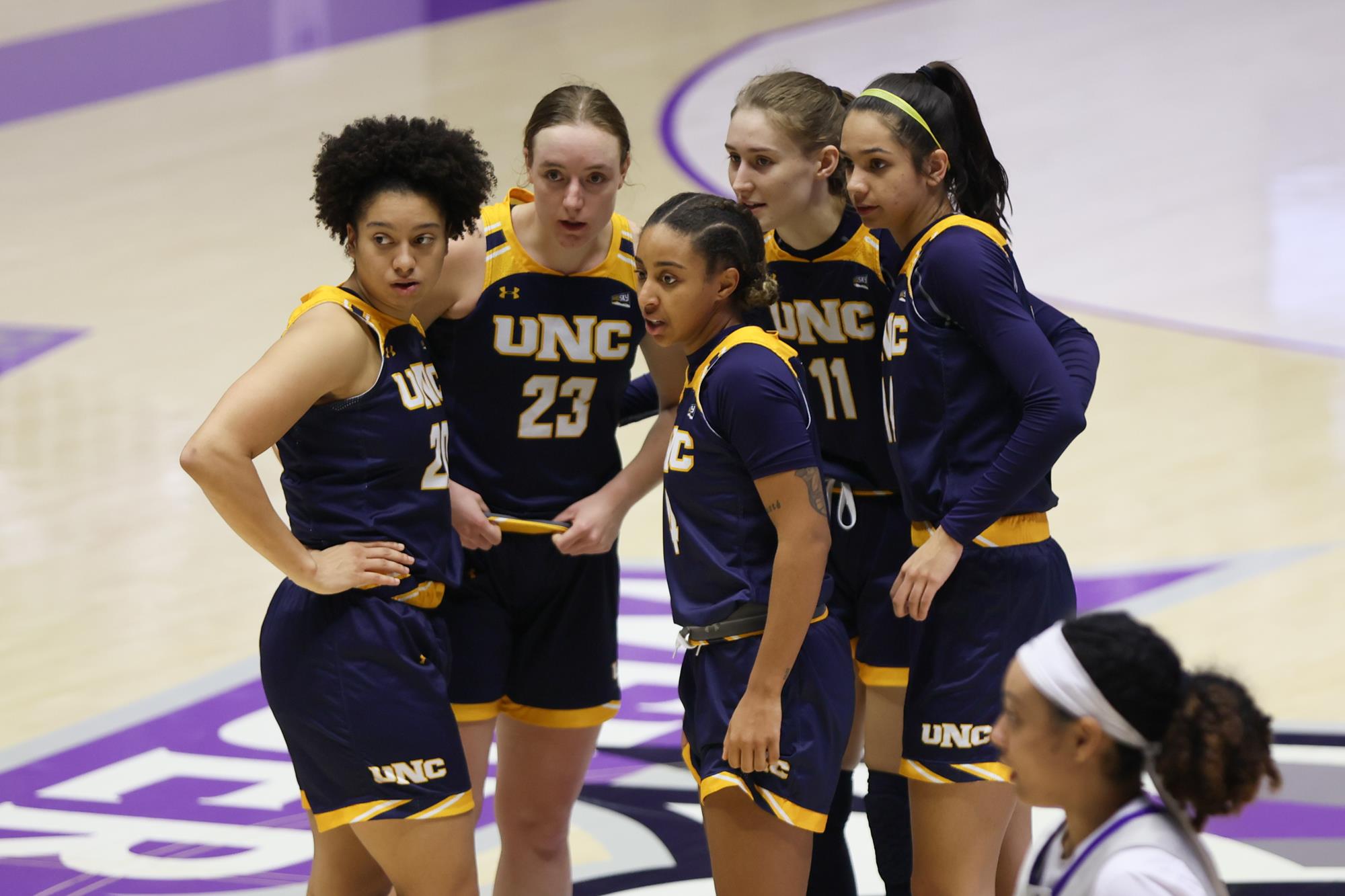 Three Bears reach double figures, Bears can't catch Bengals ...