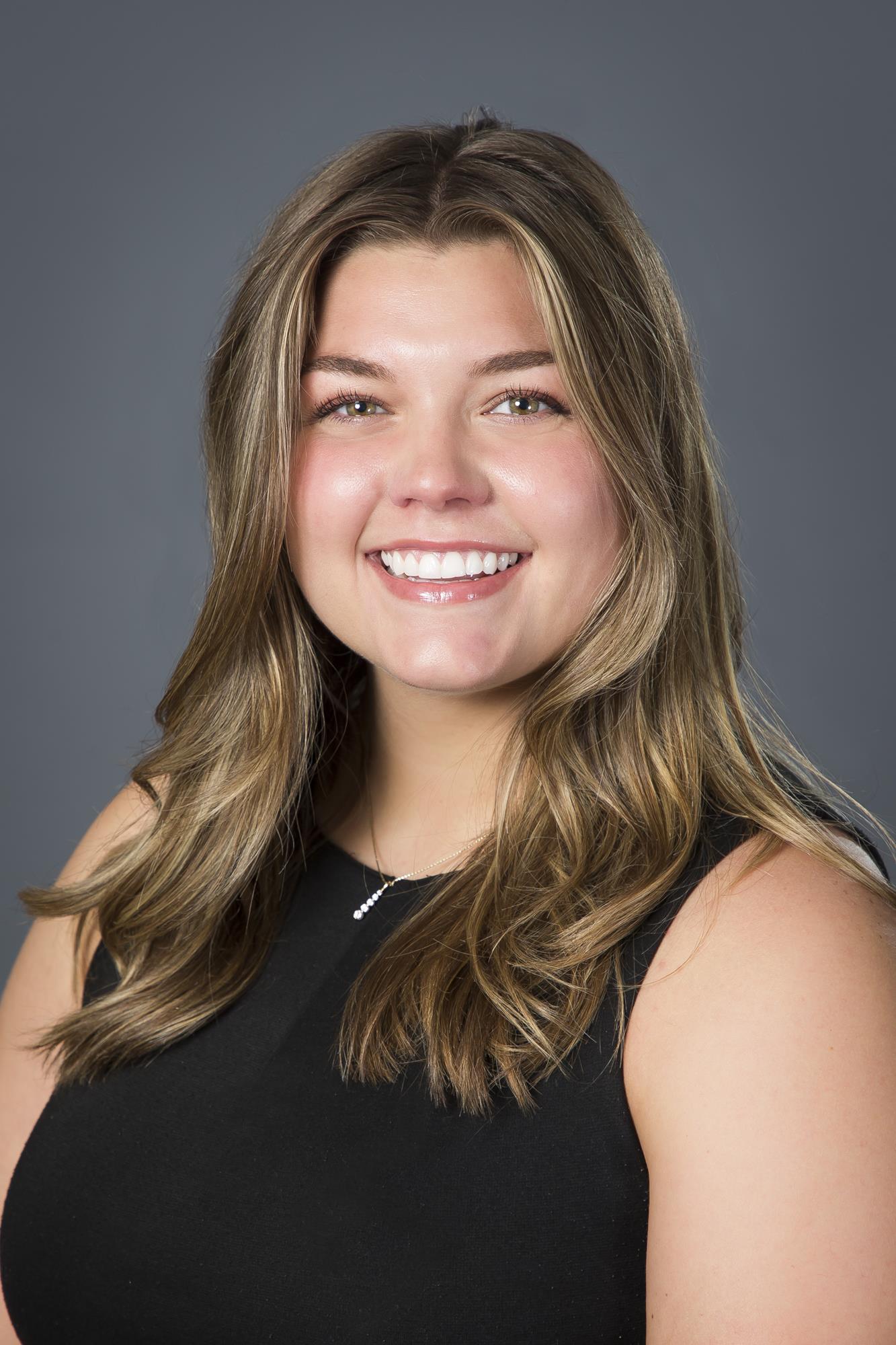 Hailey McNee - Associate Athletic Trainer (Volleyball, MW Golf) - Women ...