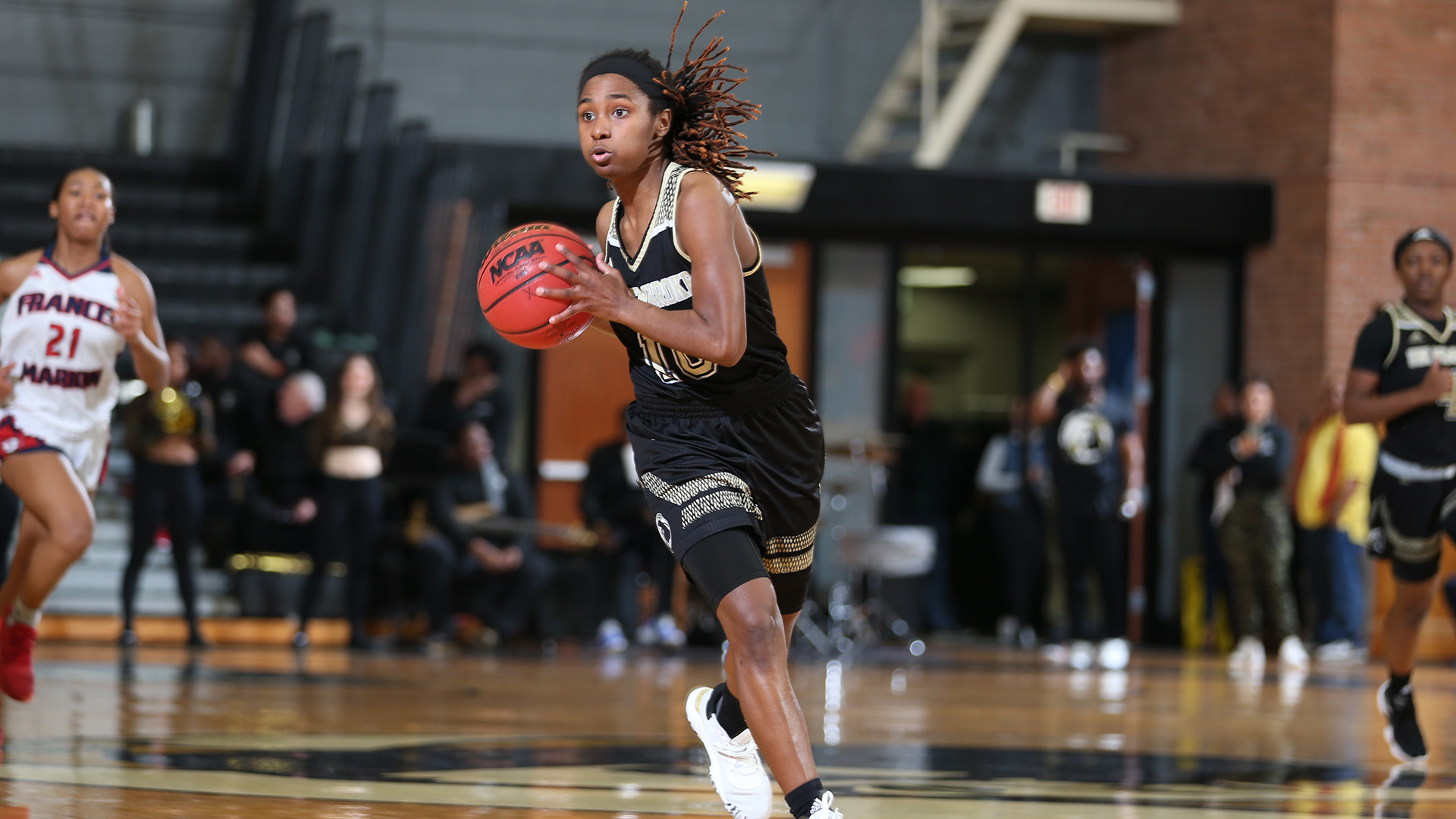 ShaNiya Lester - Women's Basketball - UNCP Athletics
