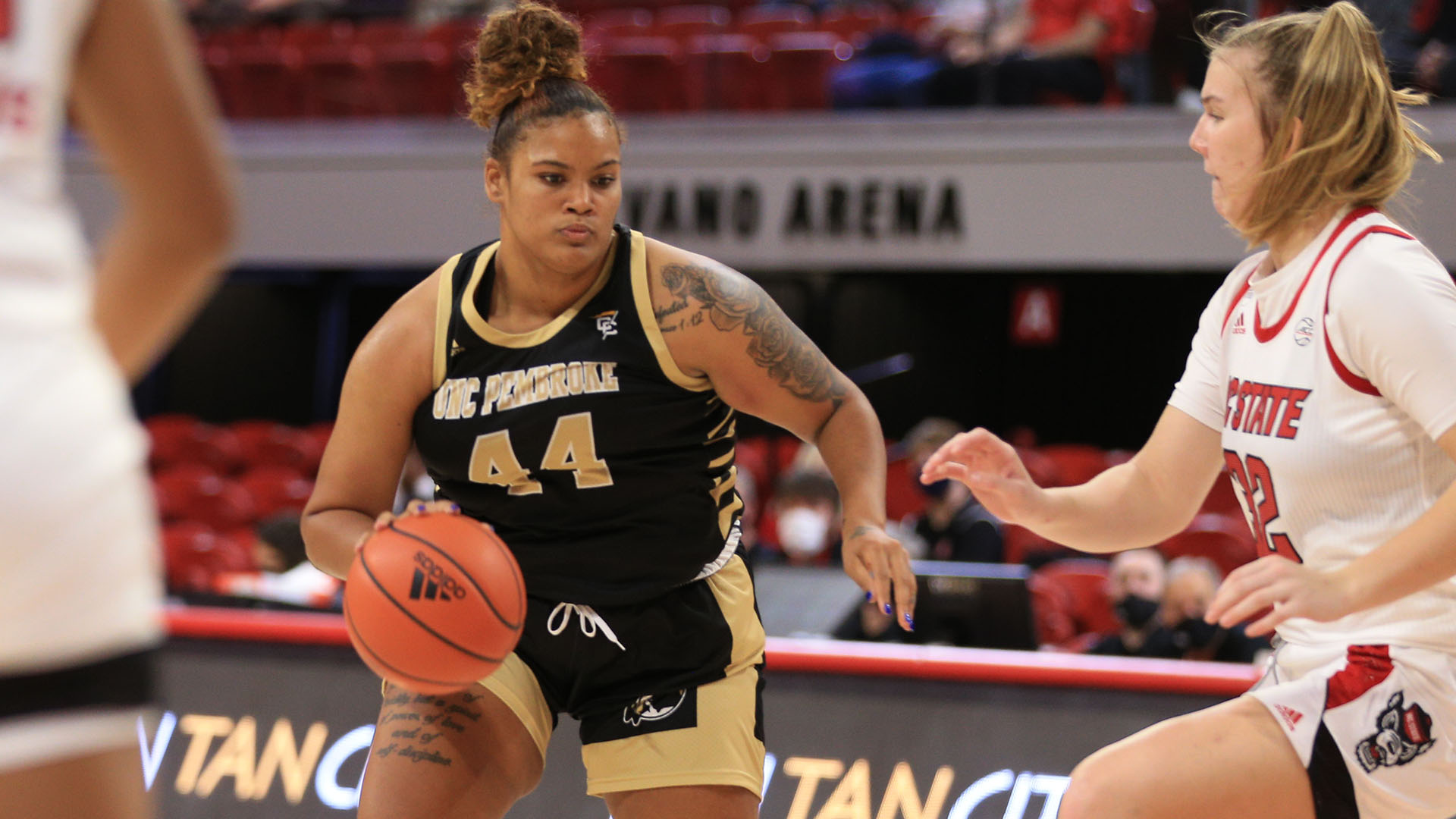 Gabby Smith - Women's Basketball - UNCP Athletics