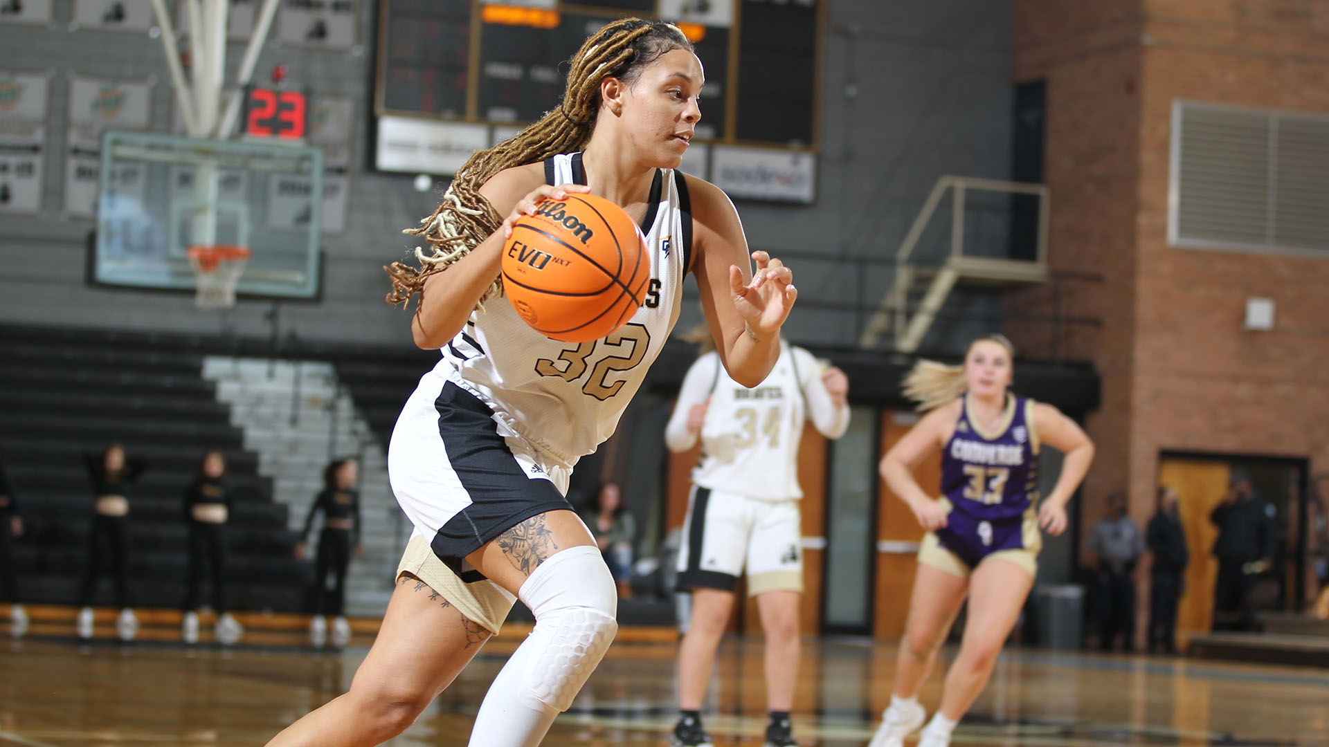 Diamond Fedrick - Women's Basketball - UNCP Athletics