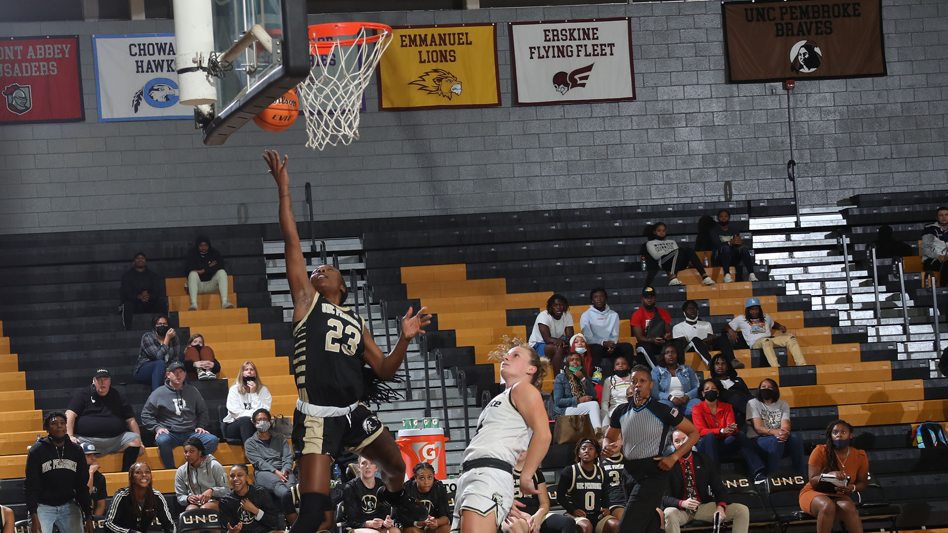 Tiara Williams - Women's Basketball - UNCP Athletics