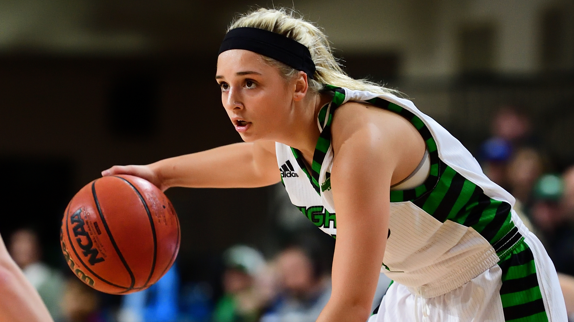 Alaina Jarnot - Women's Basketball - University of North Dakota Athletics