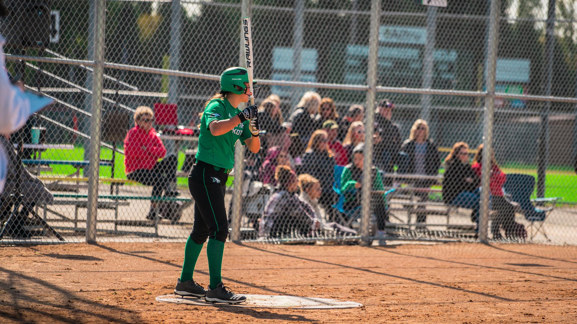 Cassie Castaneda - Softball - University of North Dakota Athletics