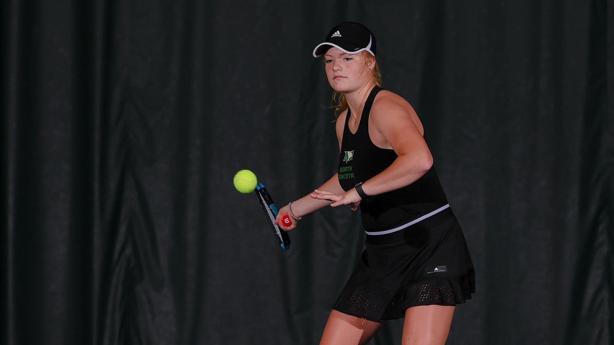 Elizabeth Ihrke - Women's Tennis - University of North Dakota Athletics