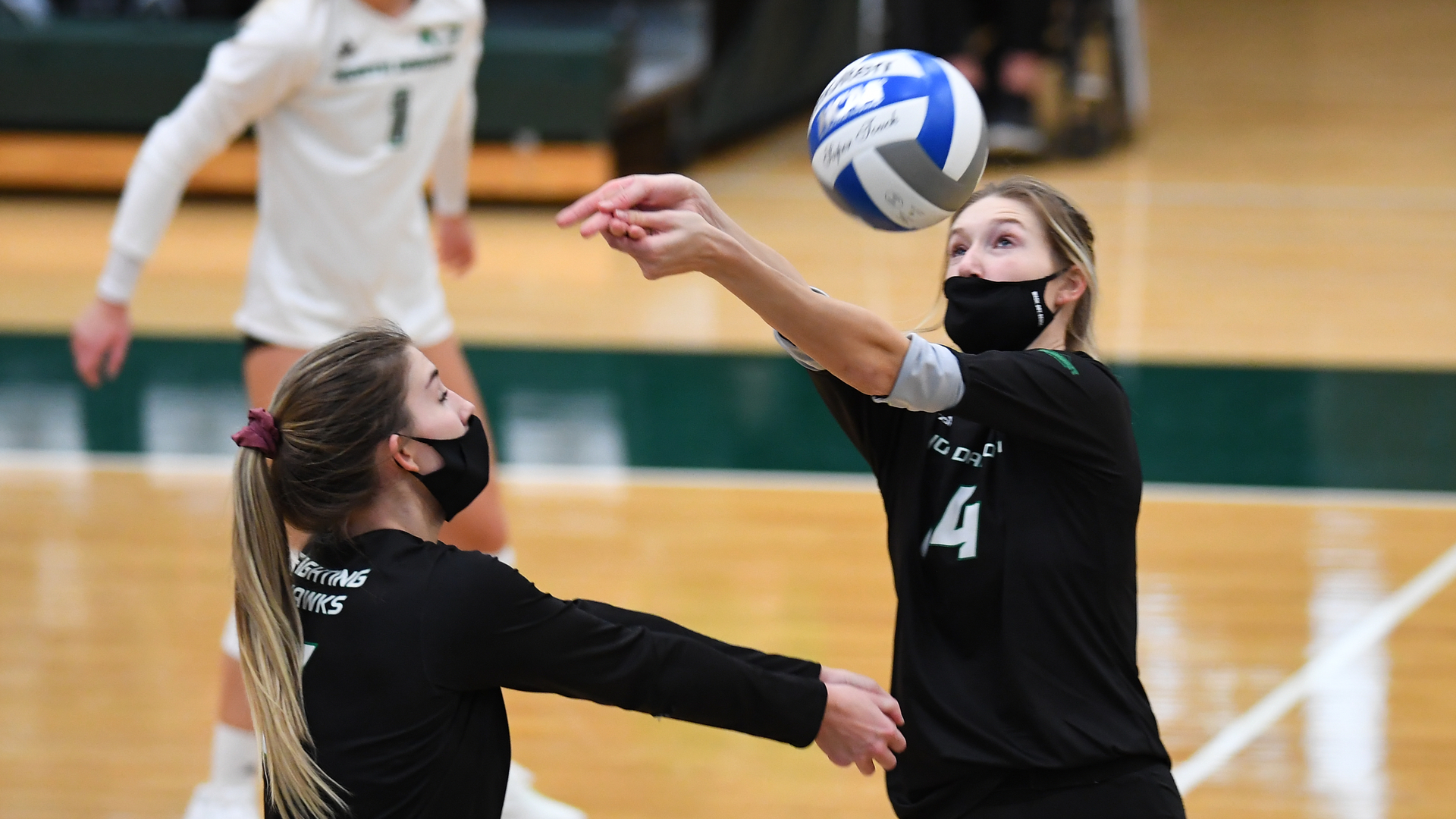 Kelly Wahl - Women's Volleyball - University of North Dakota Athletics