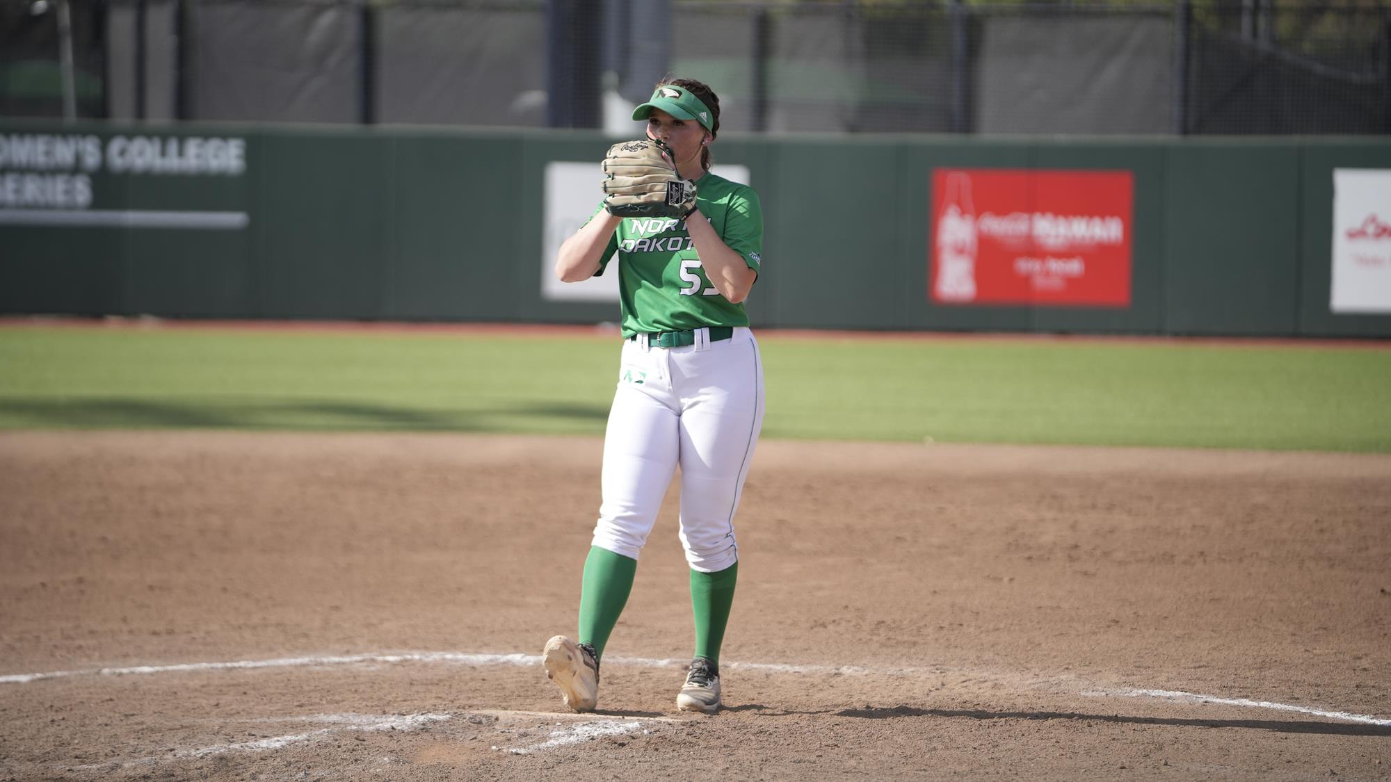 Lauren Feld - Softball - University of North Dakota Athletics