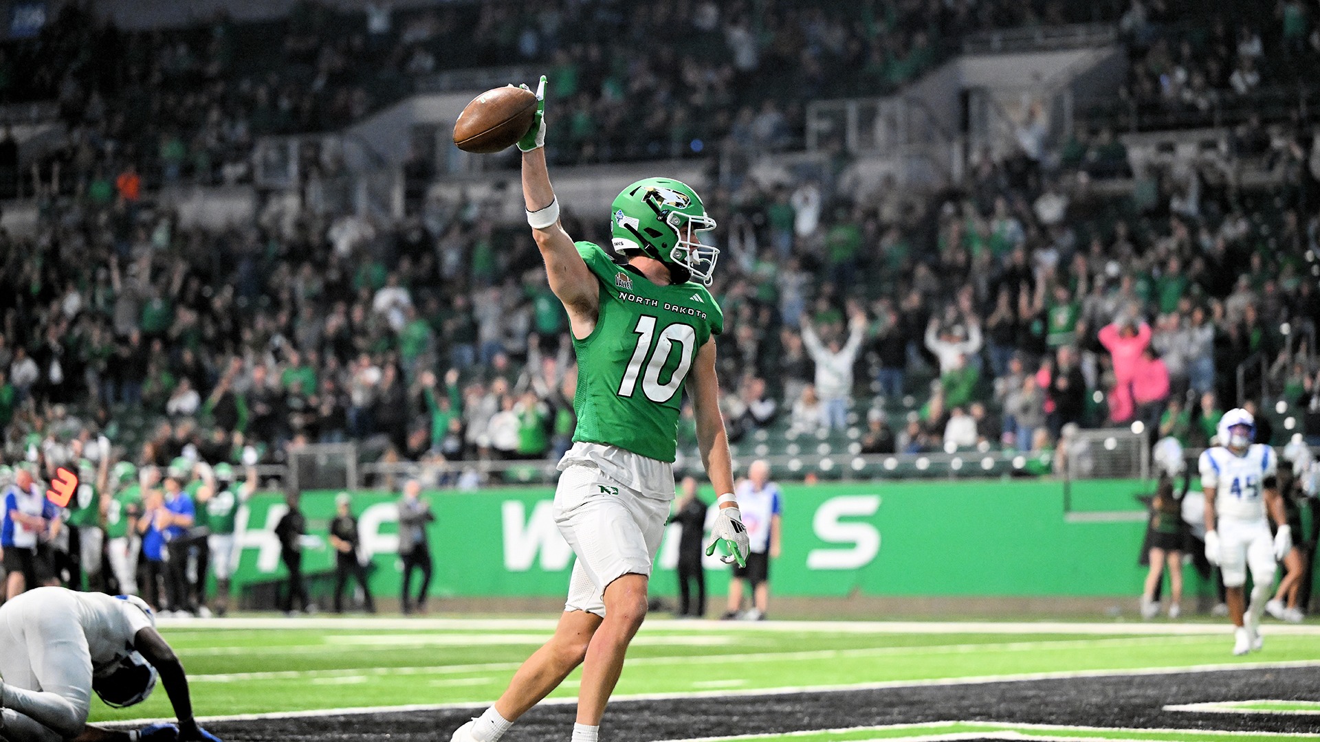 North Dakota inks nine transfers for 2025 - University of North Dakota ...