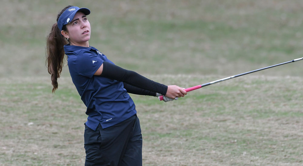 Liss Davalos - 2021-22 - Women's Golf - University of North Florida ...