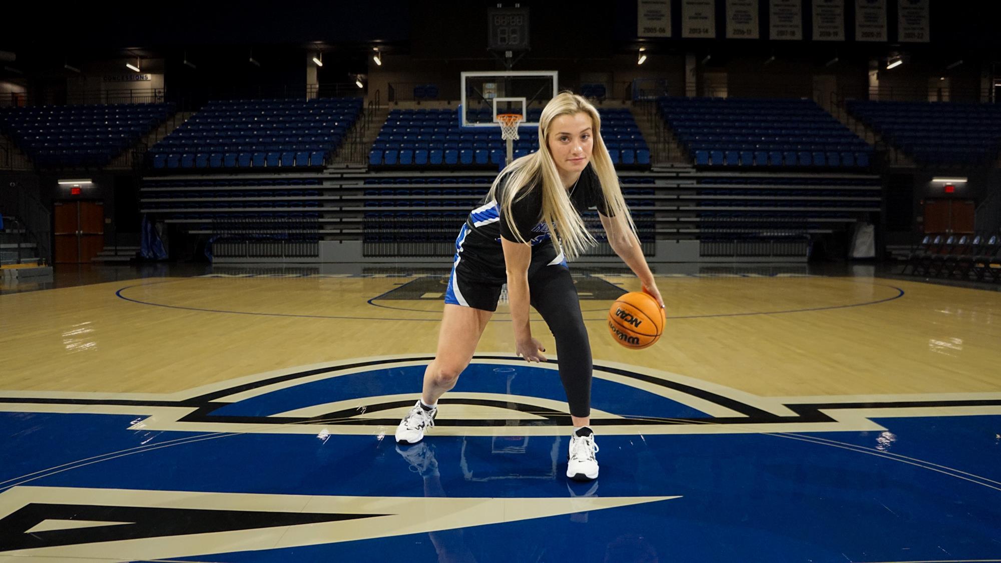 Kaylee Sticker - 2023-24 - Women's Basketball - University of North ...