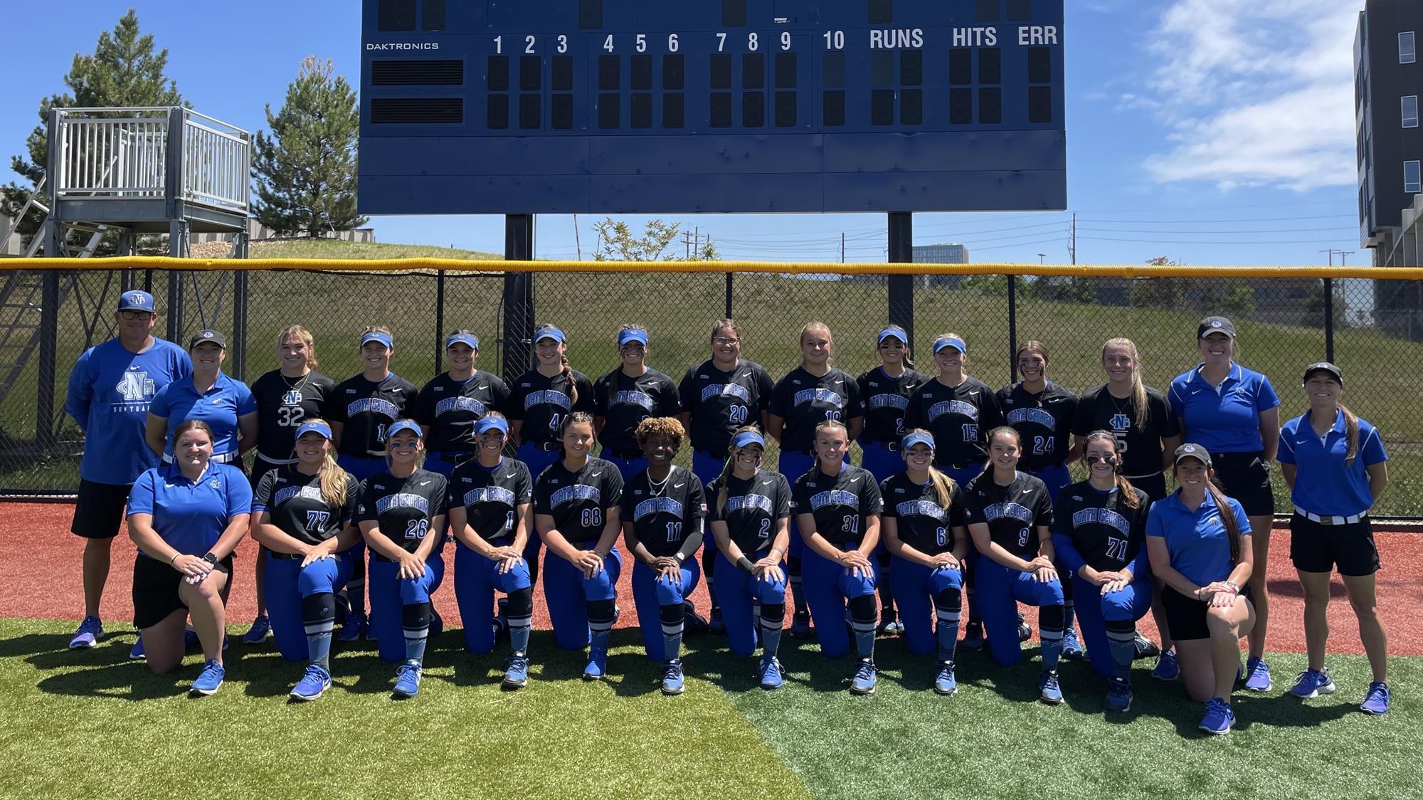 No. 18 Softball Sees Season Come to Close in National Semifinals ...