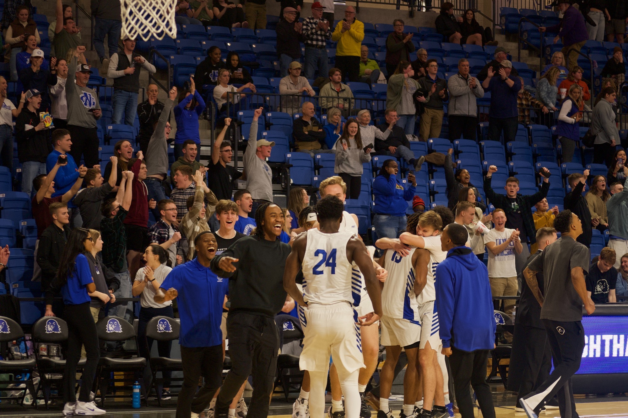 Last Second Layup Lifts No. 18 Nighthawks Over Young Harris ...