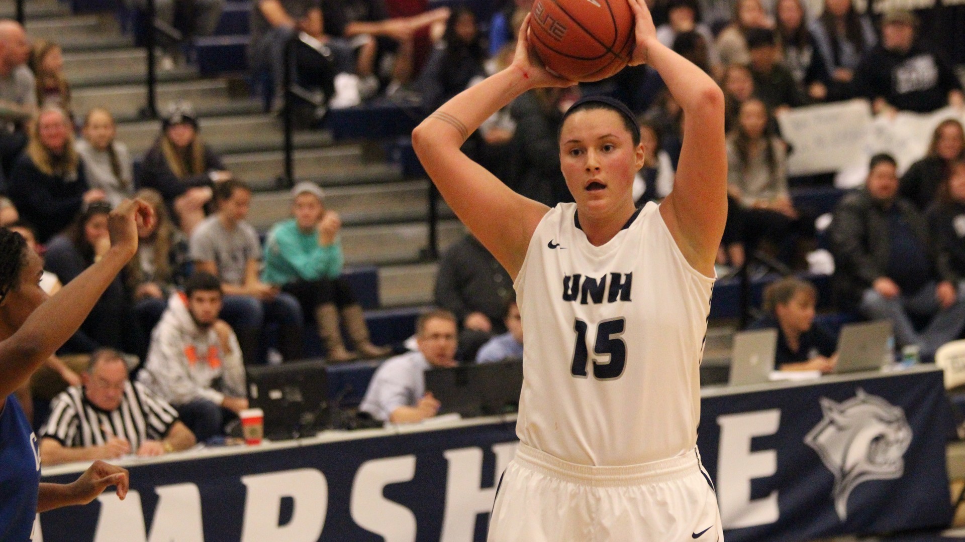 Corinne Coia - 2016-17 - Women's Basketball - University of New ...