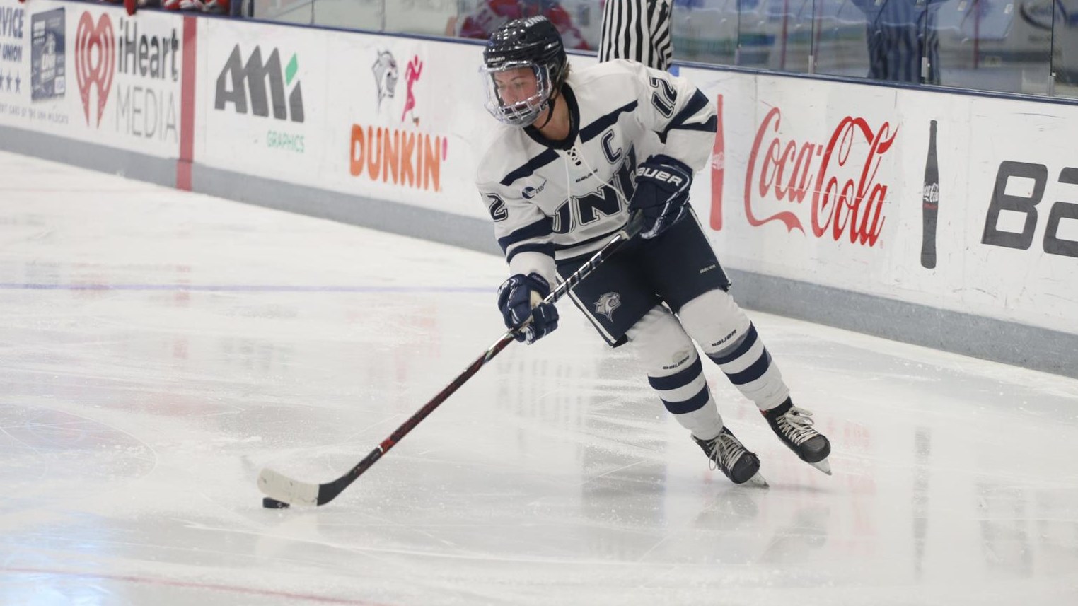 Taylor Wenczkowski - 2019-20 - Women's Ice Hockey - University of New ...