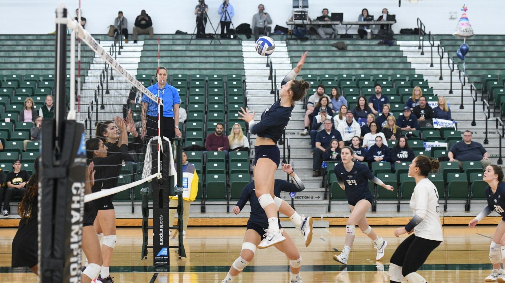 Kelly Kaufmann - 2023 - Volleyball - University of New Hampshire Athletics