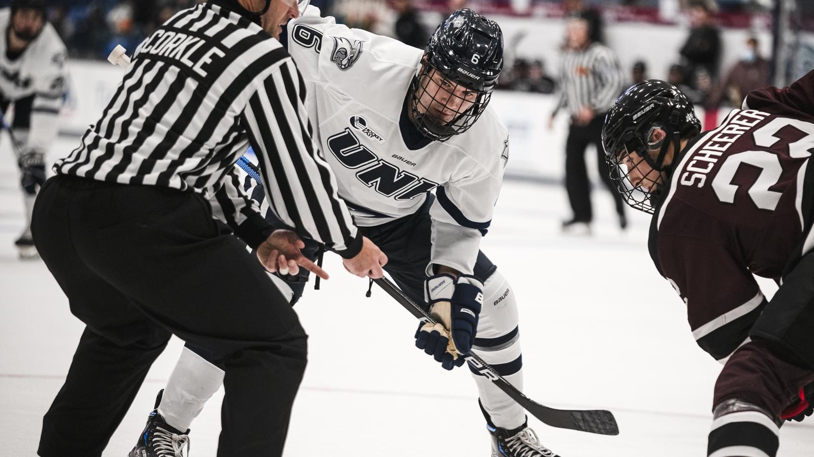 Lucas Herrmann - 2021-22 - Men's Ice Hockey - University of New ...