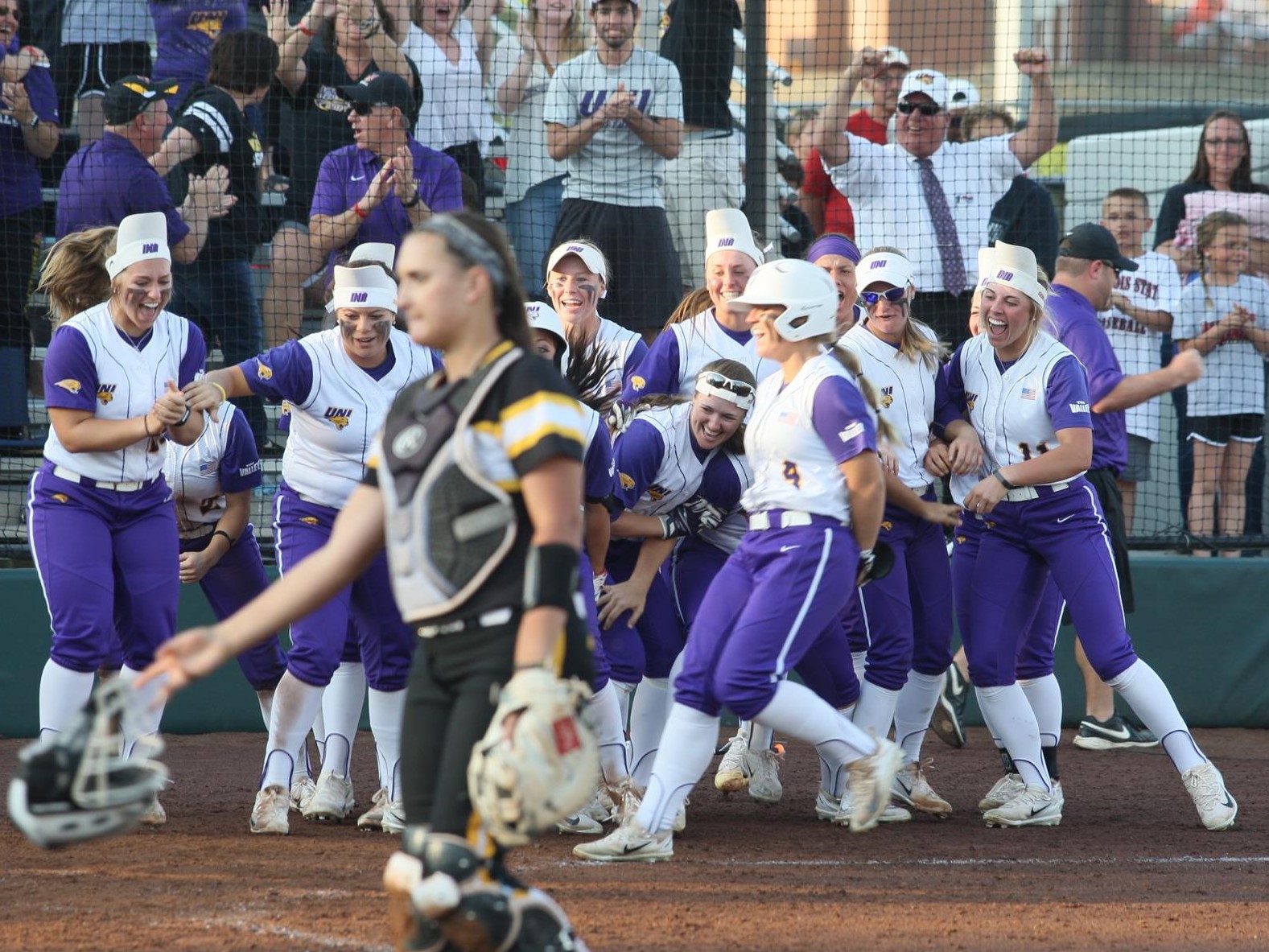 Macey Wolfe - 2017 - Softball - UNI Athletics