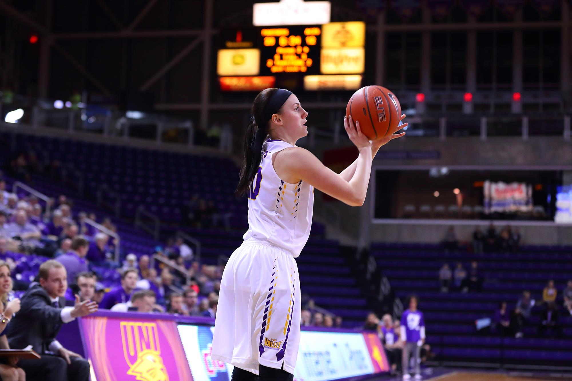 Ellie Howell - 2018-19 - Women's Basketball - UNI Athletics