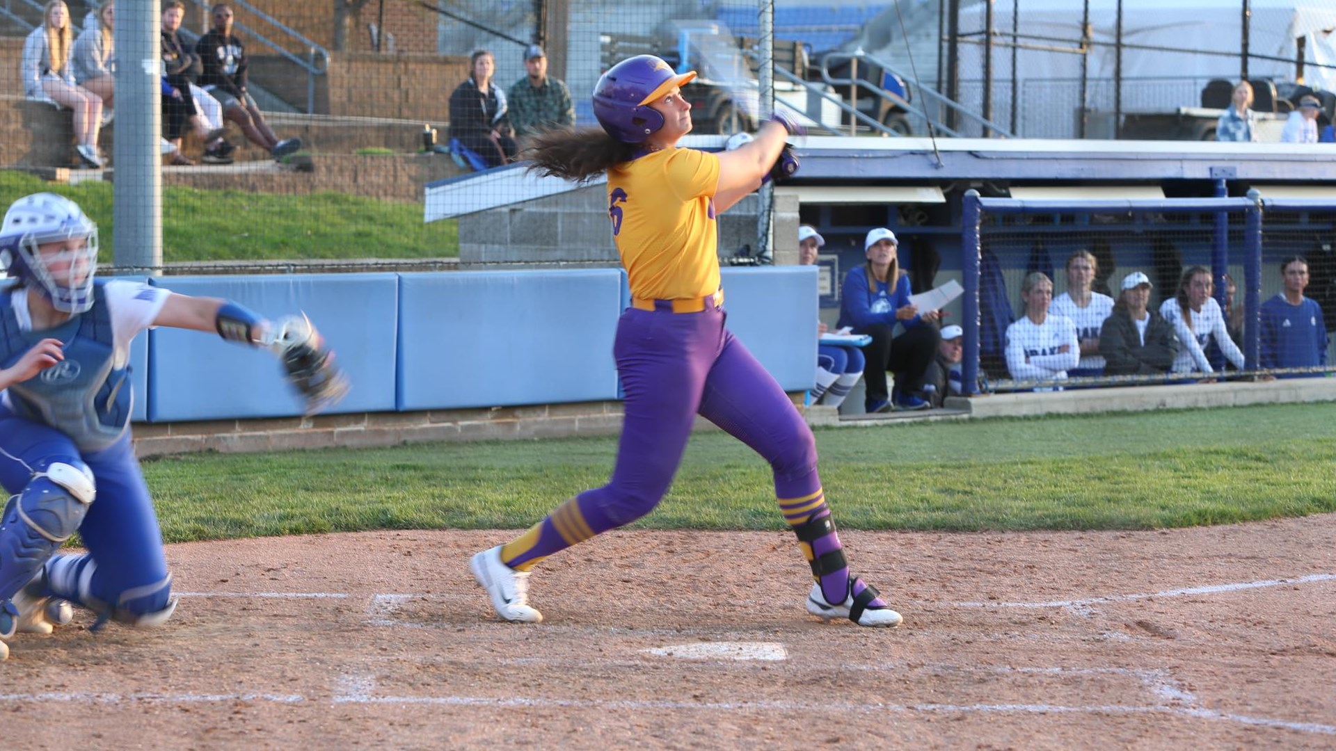 UNI softball gets series win against Drake with 4-1 victory - UNI Athletics