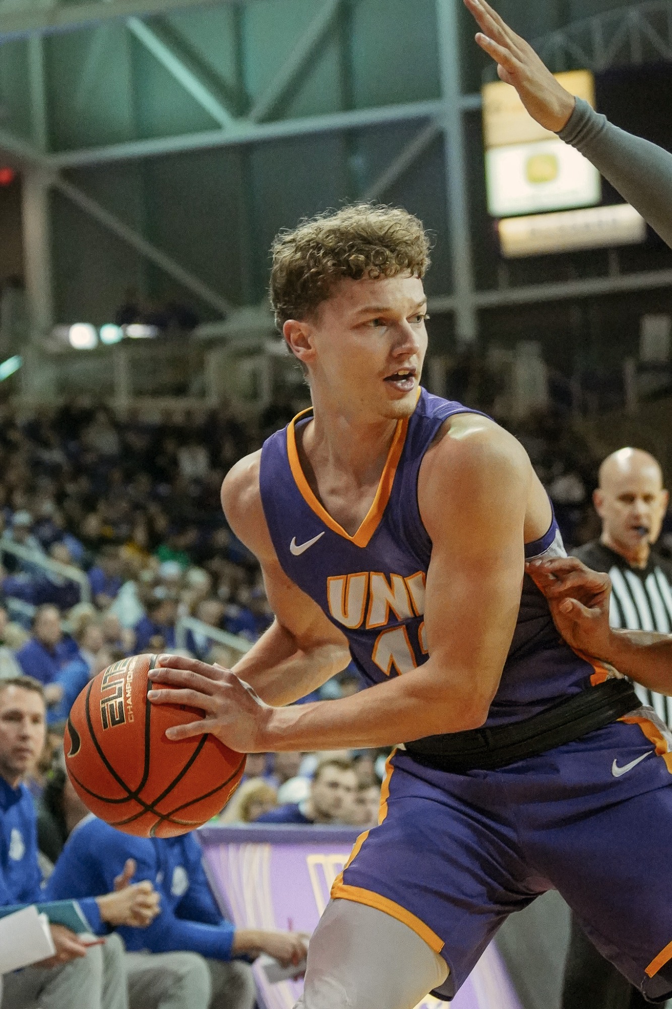 Panther men's basketball comes up short against Bulldogs - UNI Athletics