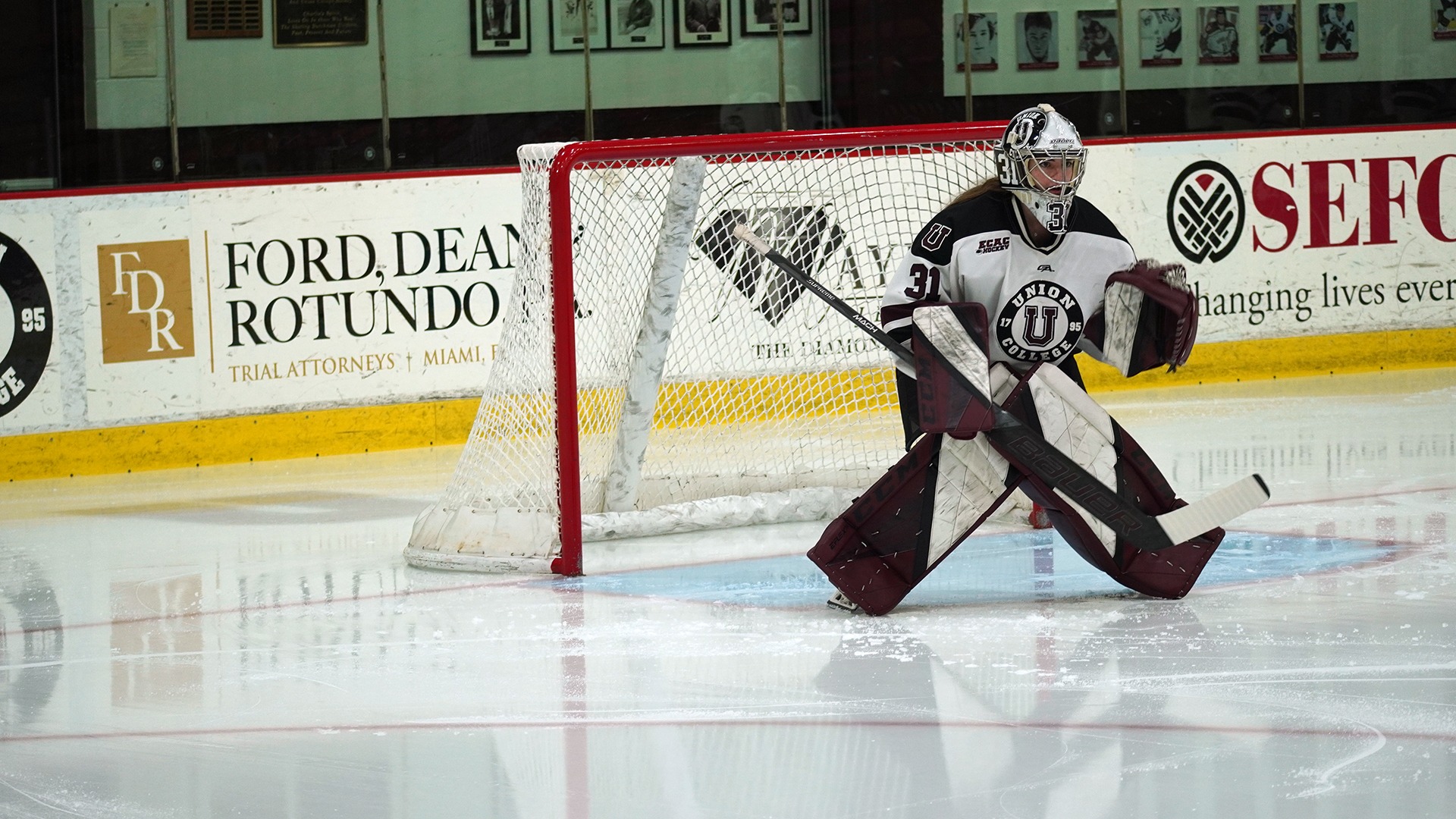 Matsoukas Makes 42 Saves in Loss to #4 Quinnipiac - Union College Athletics
