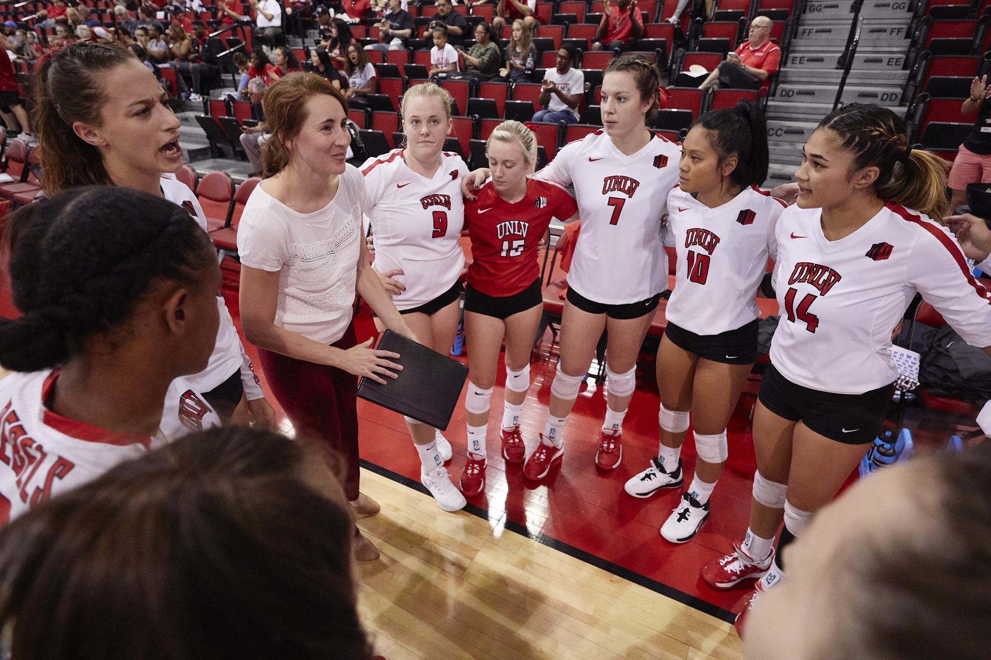 Erin Davis - Women's Volleyball - University of Nevada Las Vegas Athletics