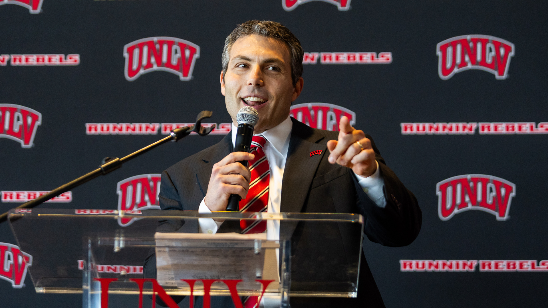 Leadership Change In Men's Basketball Announced - University of Nevada ...