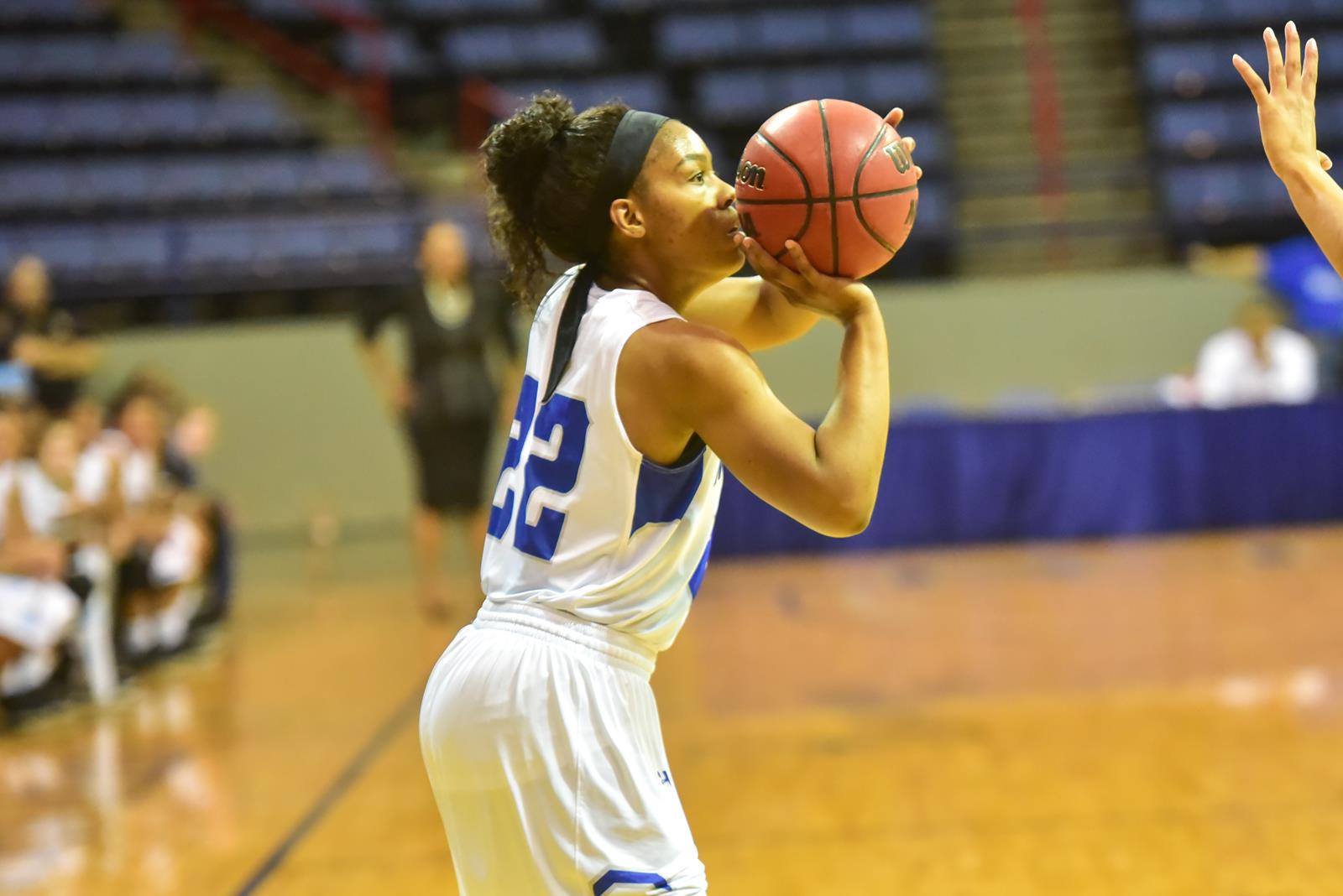 Randi Brown - 2017-18 - Women's Basketball - University of New Orleans ...