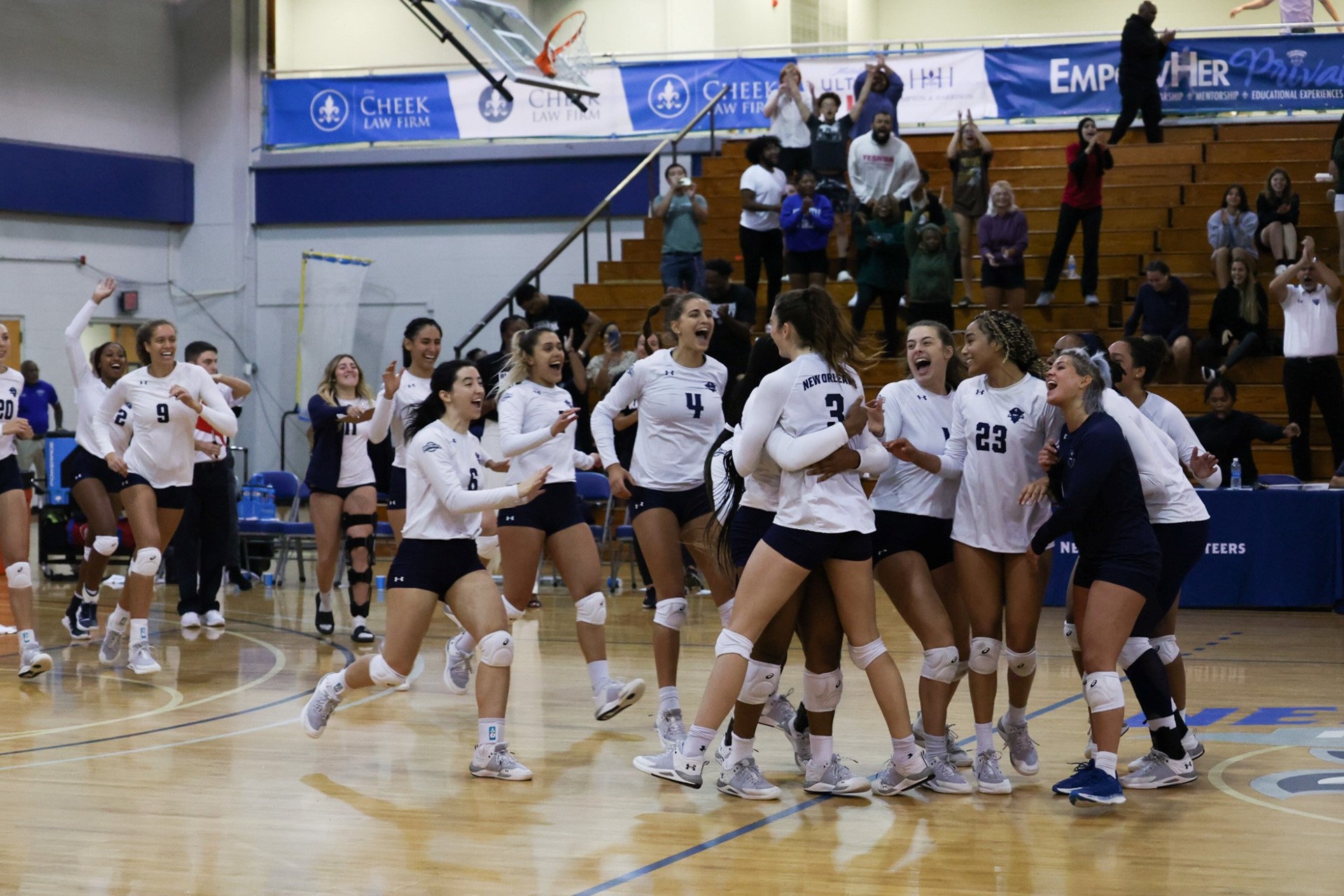 Privateers Rally to Defeat Nicholls in Five Sets - University of New ...