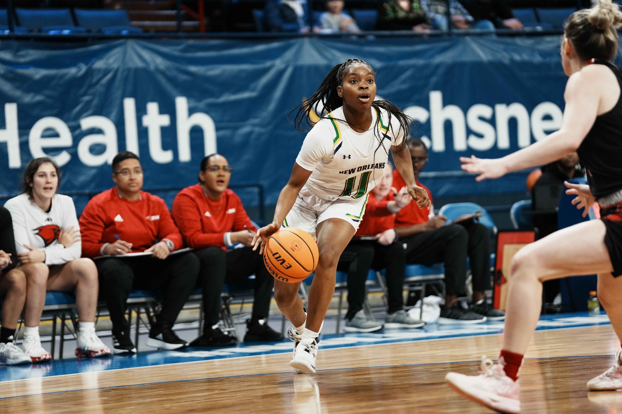 Imani Williams - 2023-24 - Women's Basketball - University of New ...