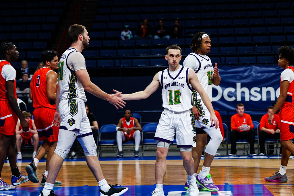 Men’s Basketball Announces 2025-2026 Schedule - University of New ...