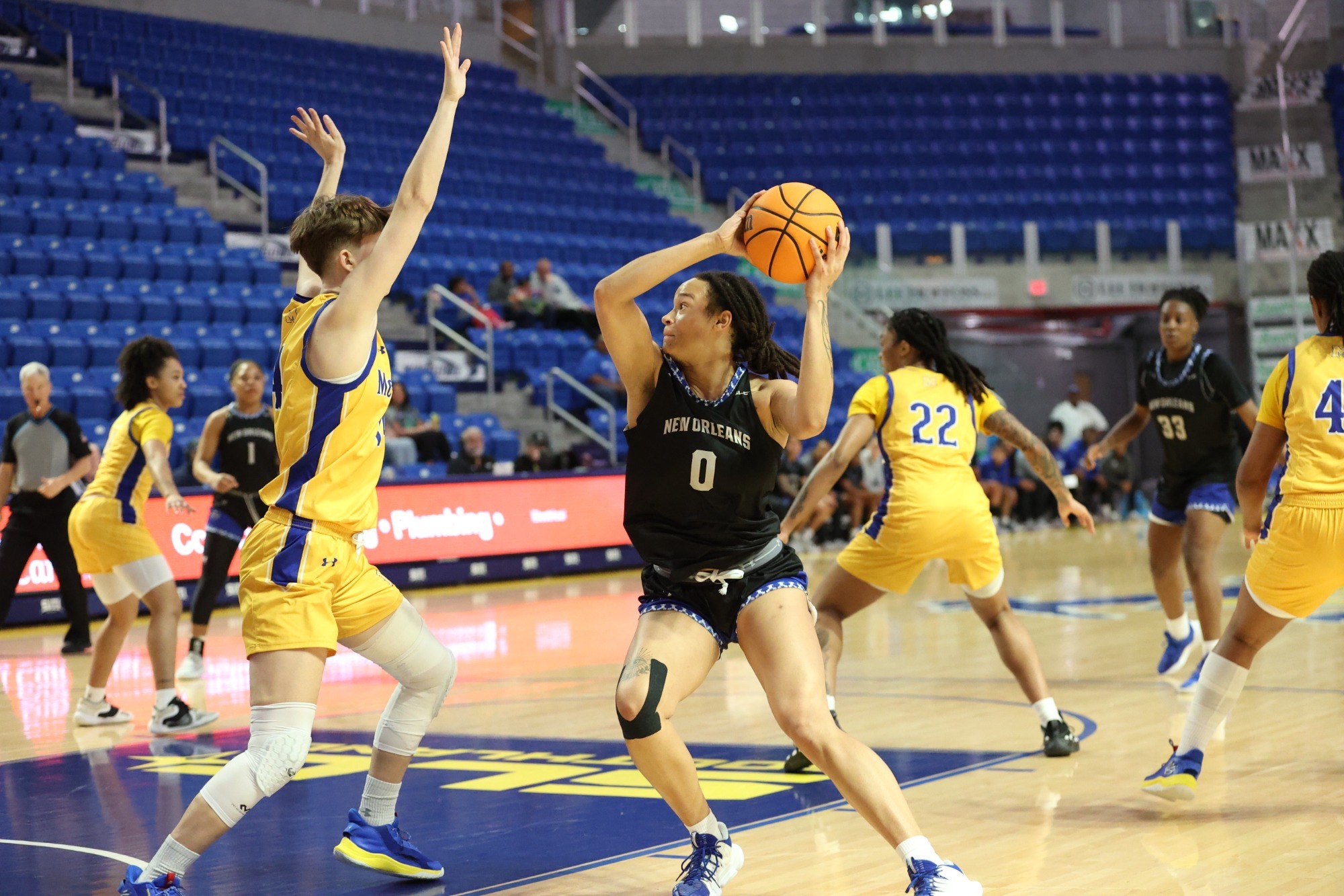 Nora Francois Wins Final Southland Player of the Week Award of Regular ...