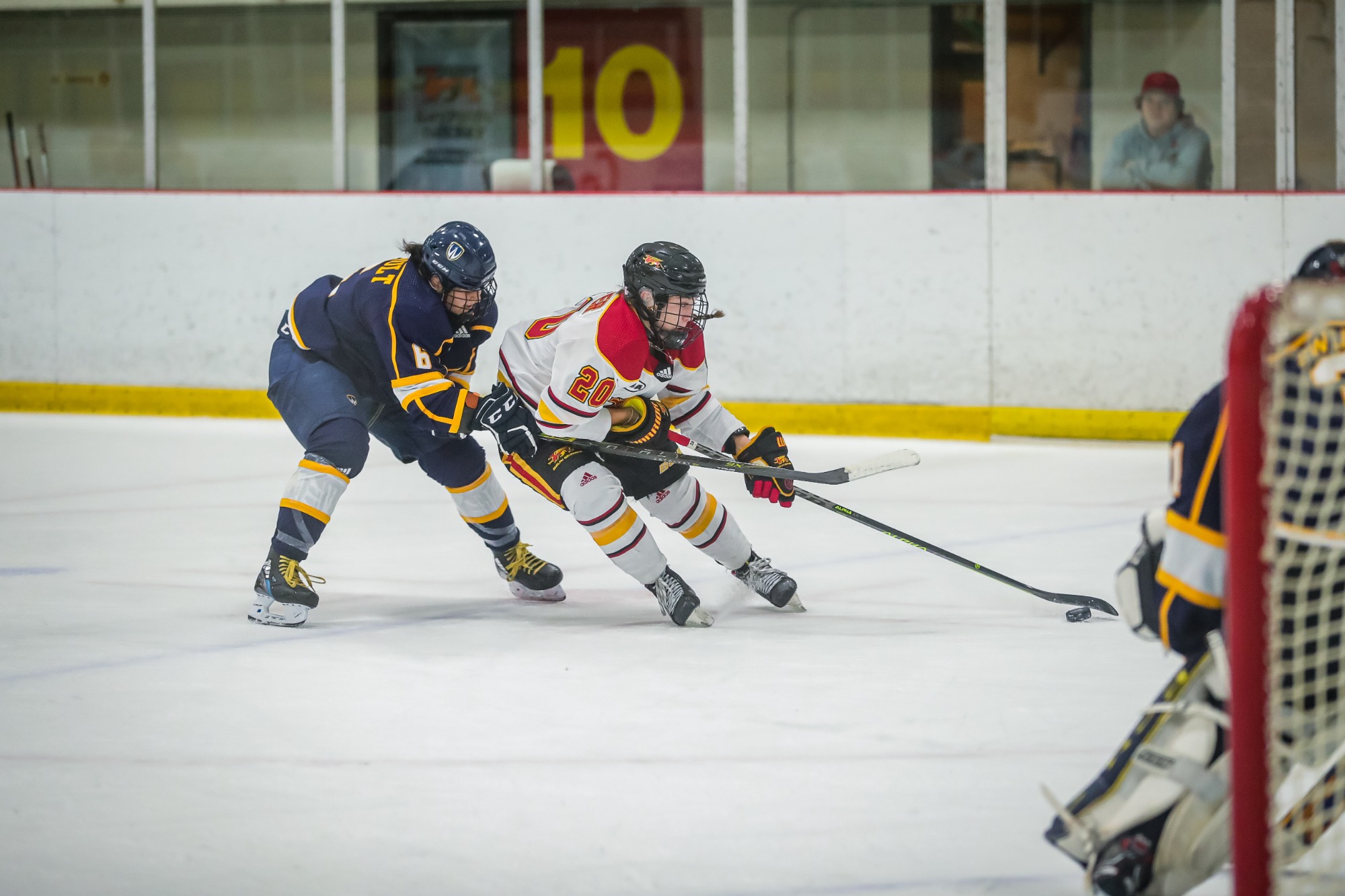 WHKY RECAP: Lancers Edge Gryphons 2-1 in Friday Night Matchup in Guelph ...