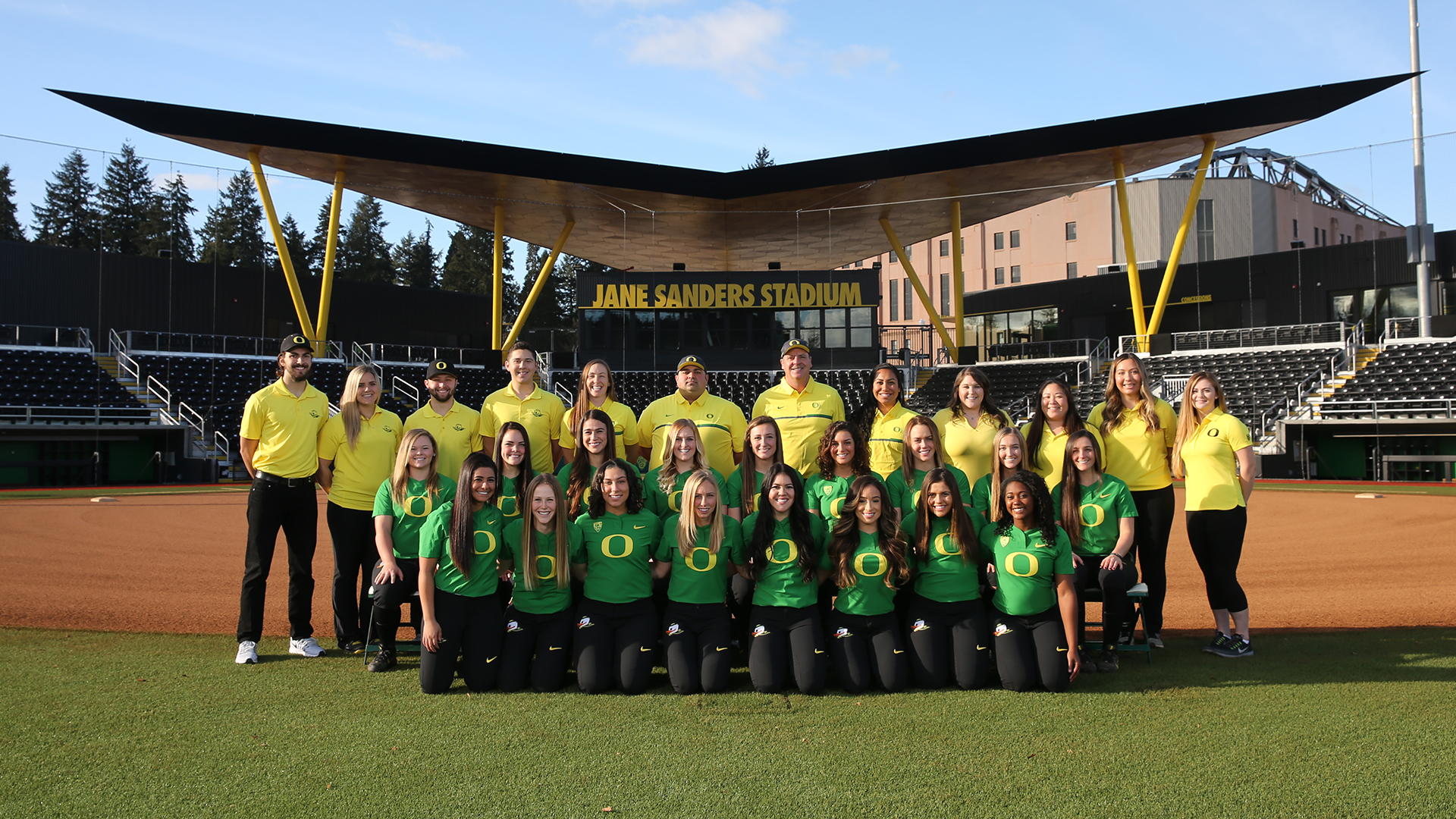 Danica Mercado - Softball - University of Oregon Athletics