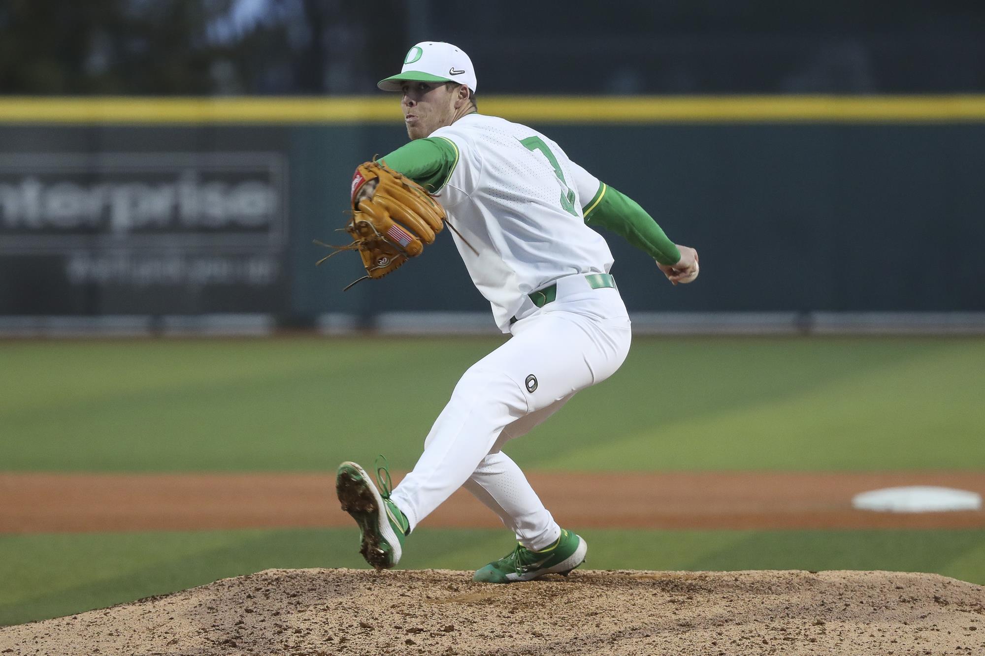 Brett Walker - Baseball - University of Oregon Athletics