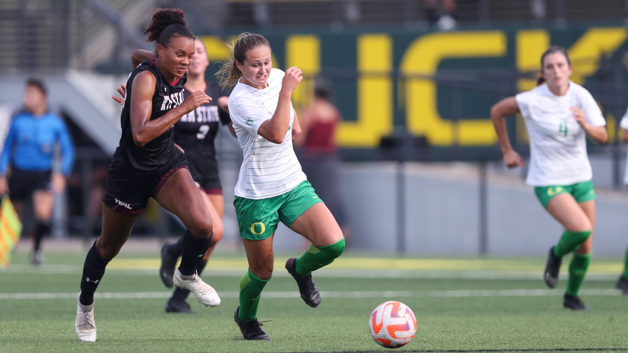 Callan Harrington - Women's Soccer - University of Oregon Athletics