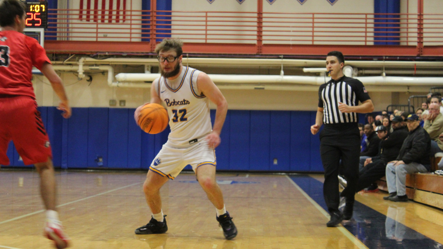 Marinchak, Rozich Lead Men's Basketball to AMCC Victory - University of ...