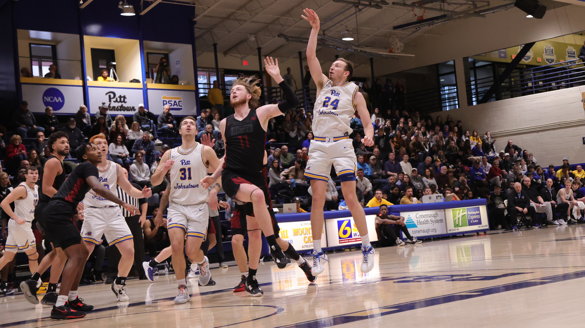 Kromka, Mountain Cats Sink Lakers to Move Into Tie For Second in PSAC ...