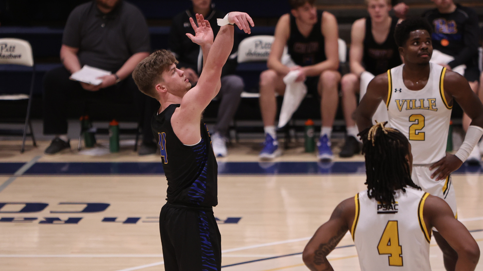 Mountain Cats' upset bid falls just short against No. 1 IUP ...