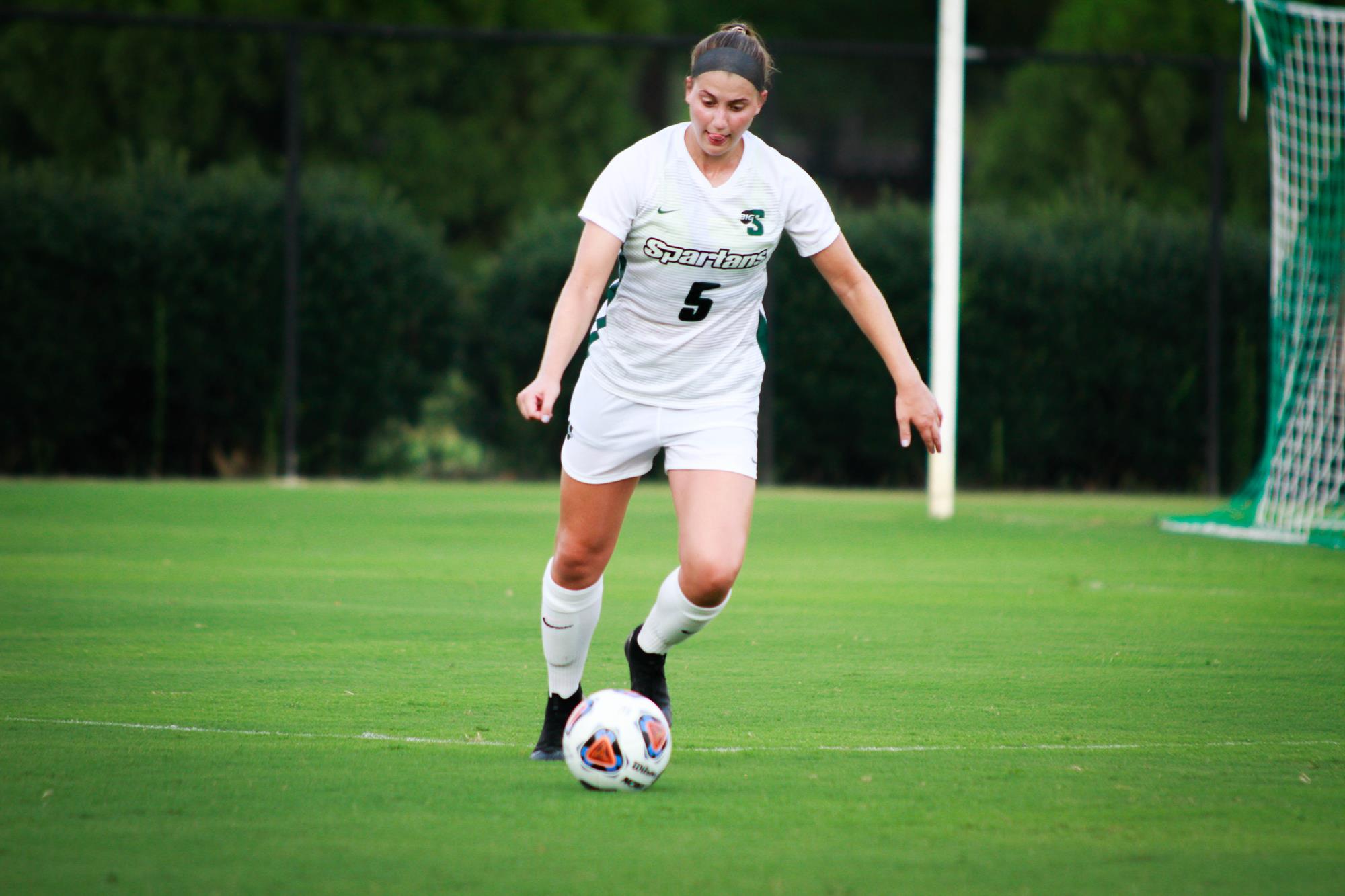 Alaina McKnight - 2021-22 - Women's Soccer - University of South ...