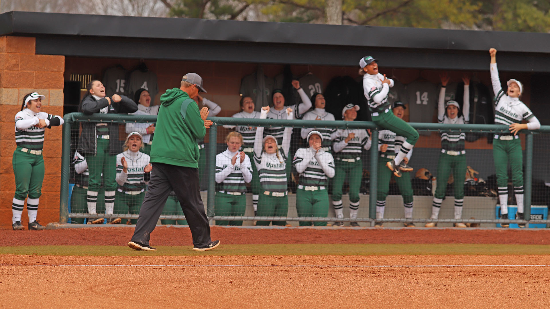 Softball Caps Undefeated Weekend Behind Huge Day From Payton Darnell ...