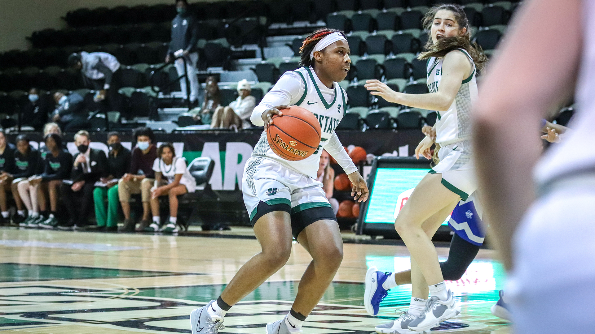 Chellia Watson - 2021-22 - Women's Basketball - University of South ...