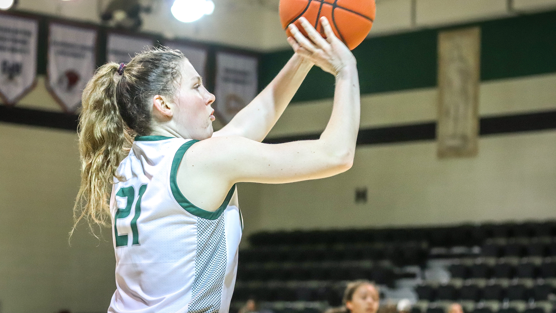 Terah Harness - 2021-22 - Women's Basketball - University of South ...