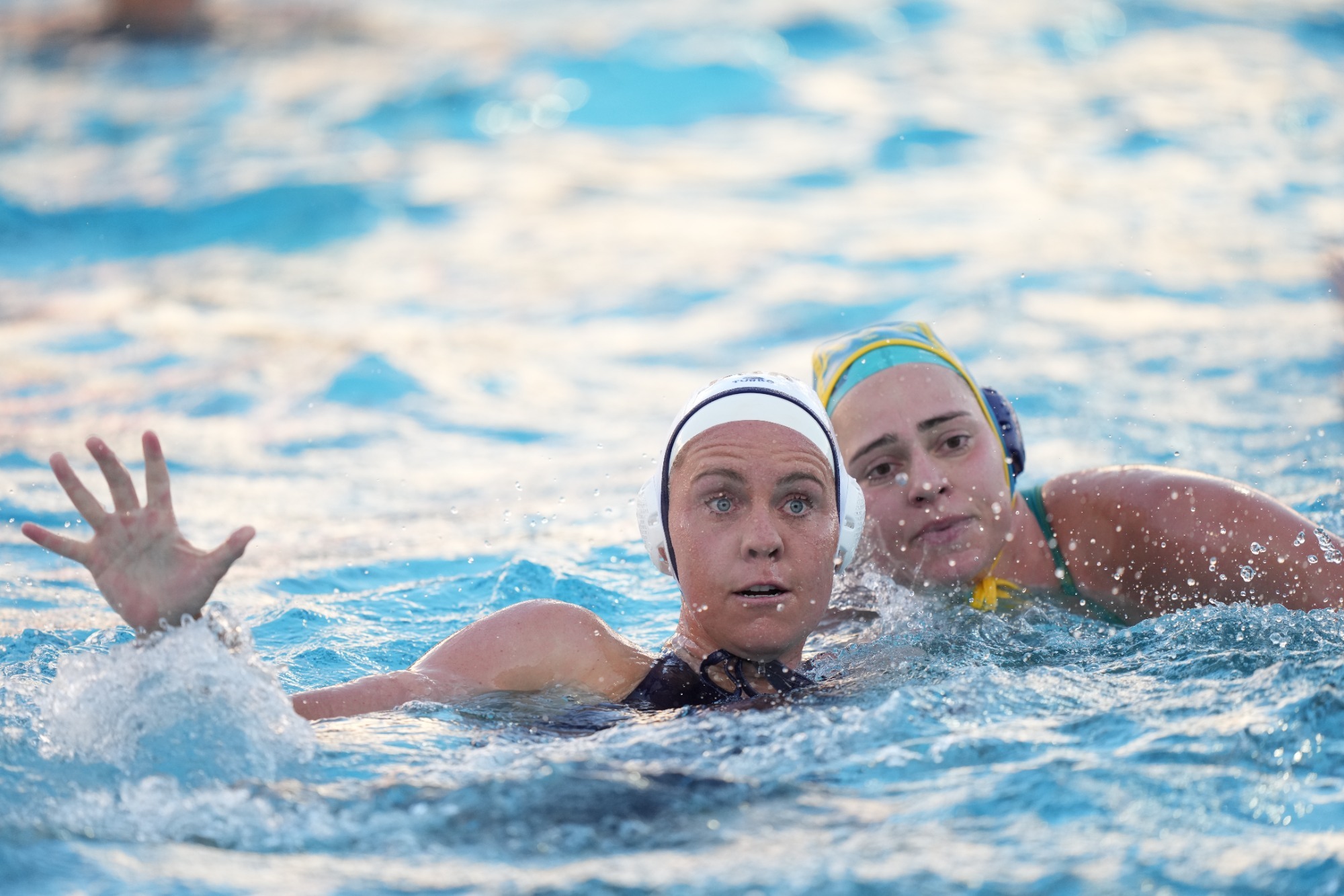 USA Women Upend Australia 14-8 In Long Beach - USA Water Polo